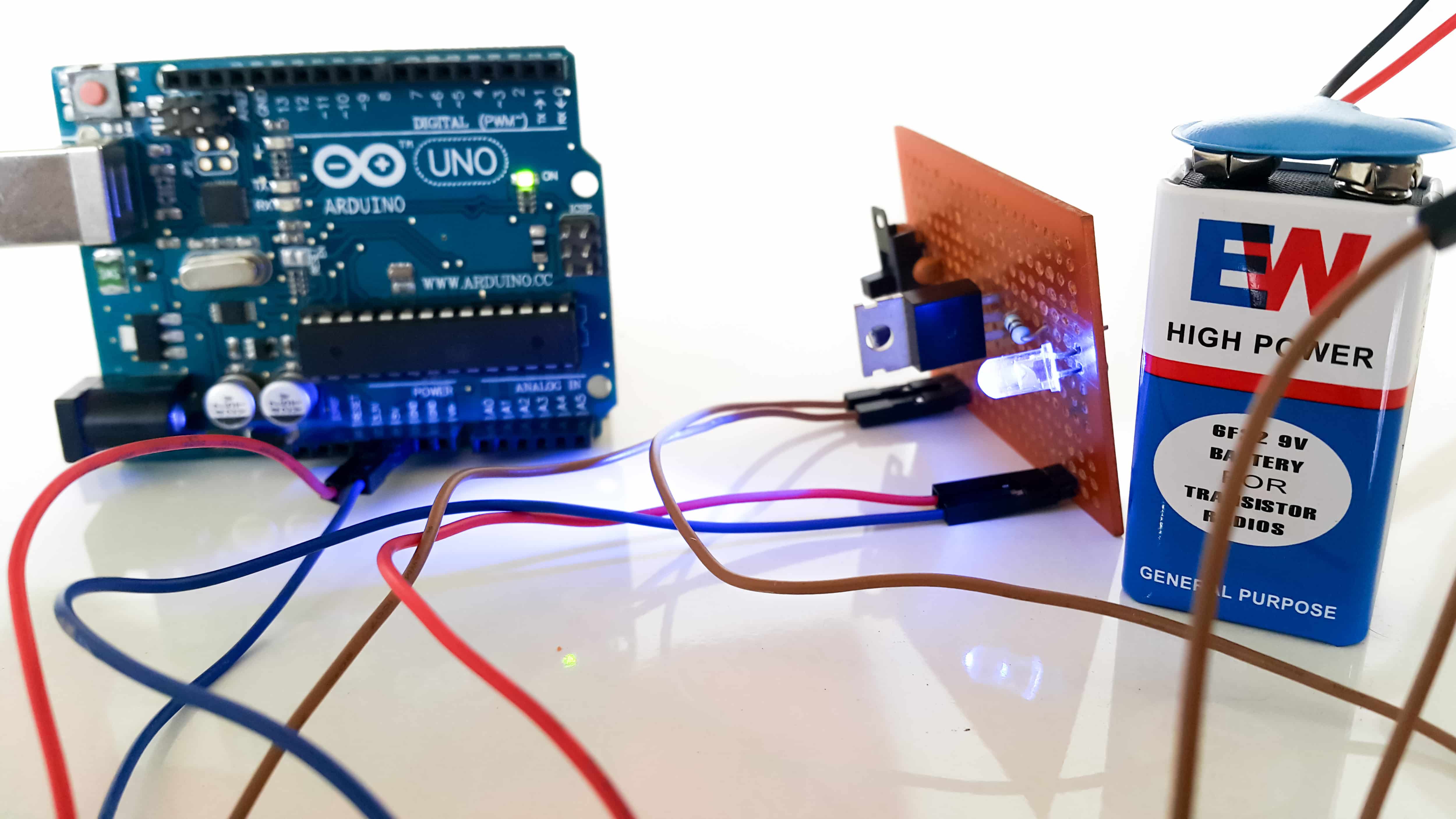 Four Ways to Power Up Your Arduino Uno - Instructables