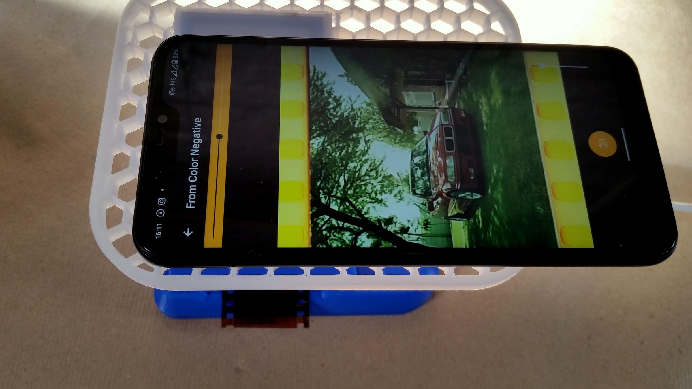 3D Printed Film Negative Phone Scanner : 9 Steps (with Pictures ...