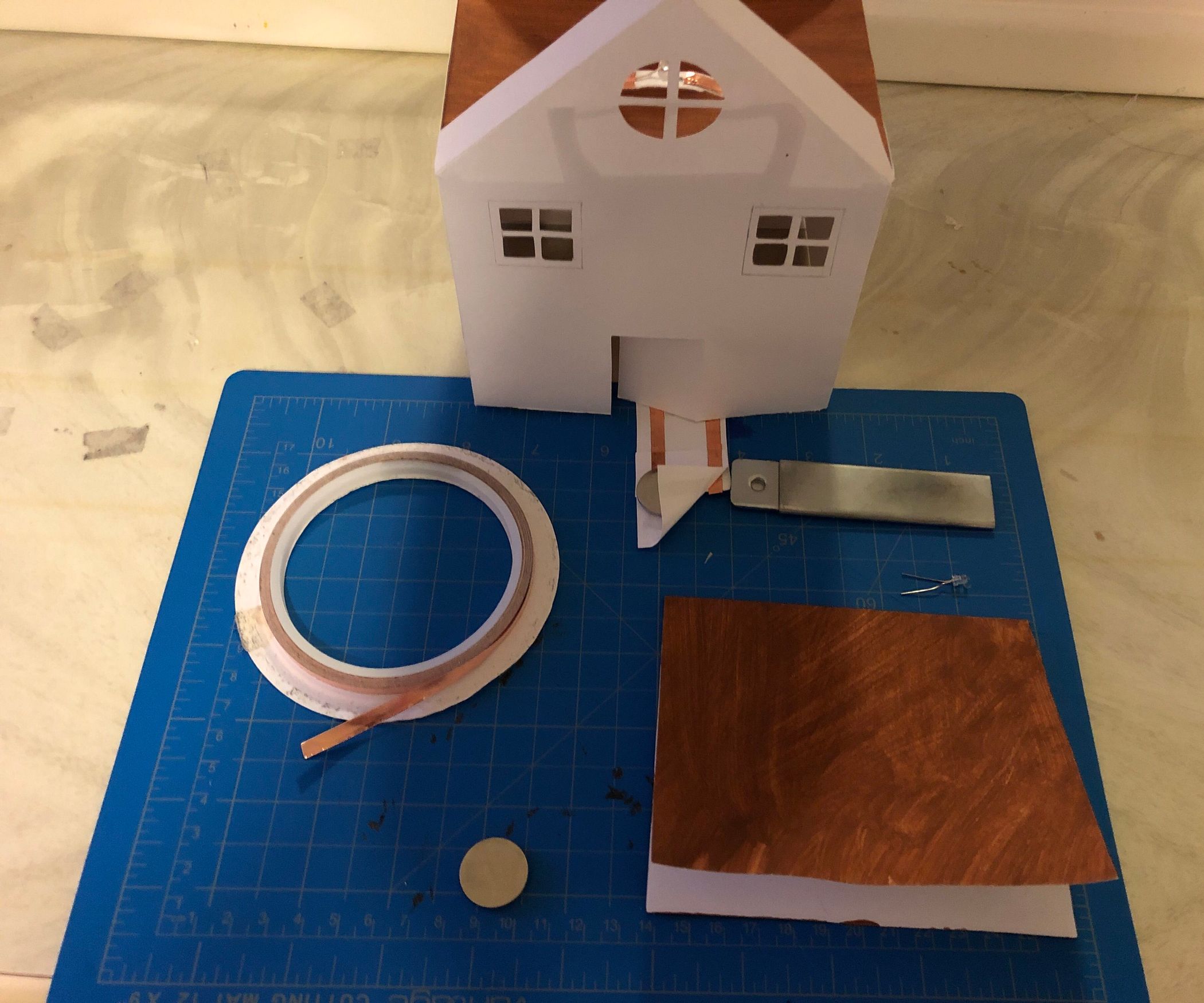 Paper House Circuit : 4 Steps - Instructables