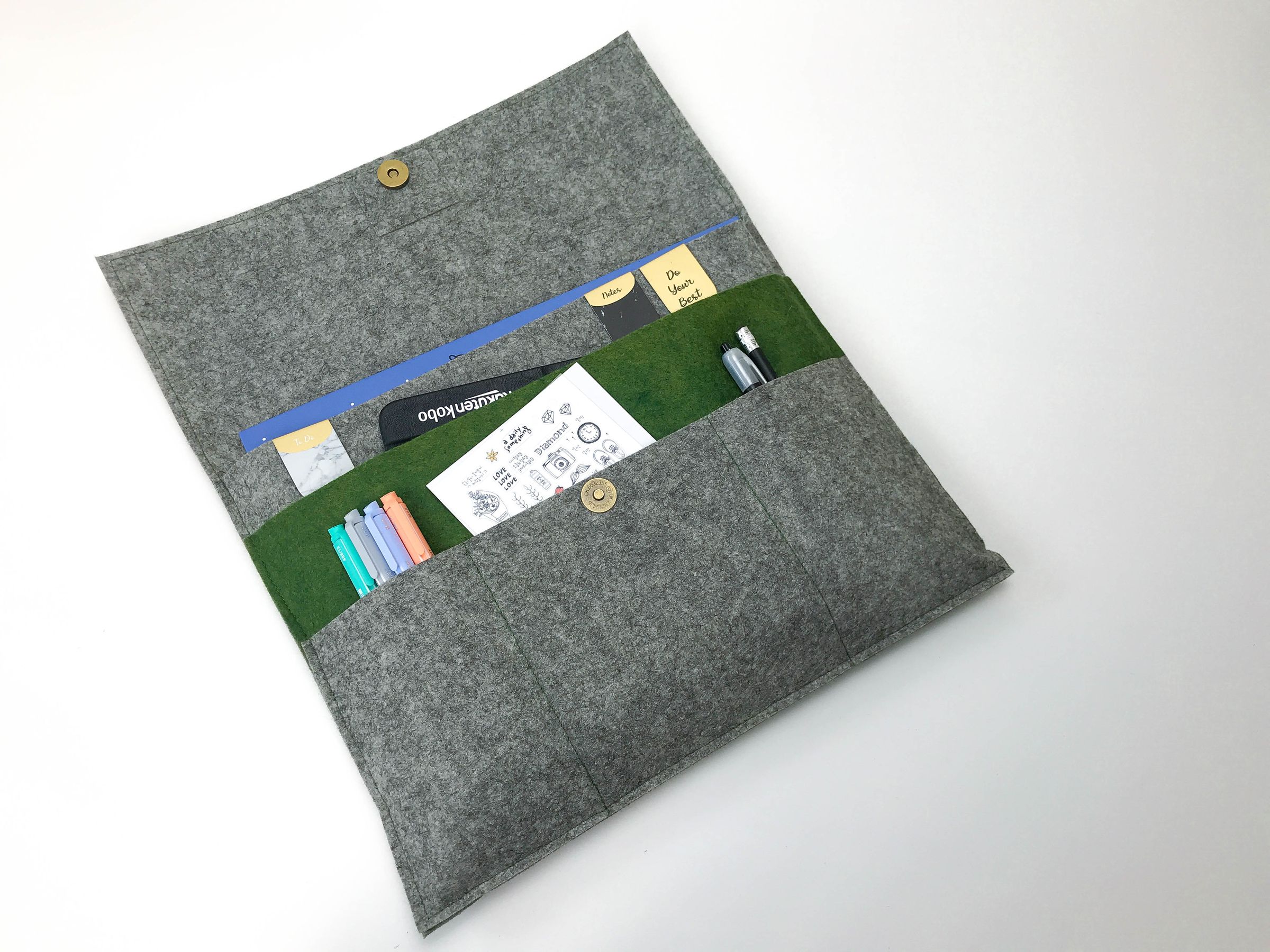 A4 Felt Folder : 7 Steps (with Pictures) - Instructables