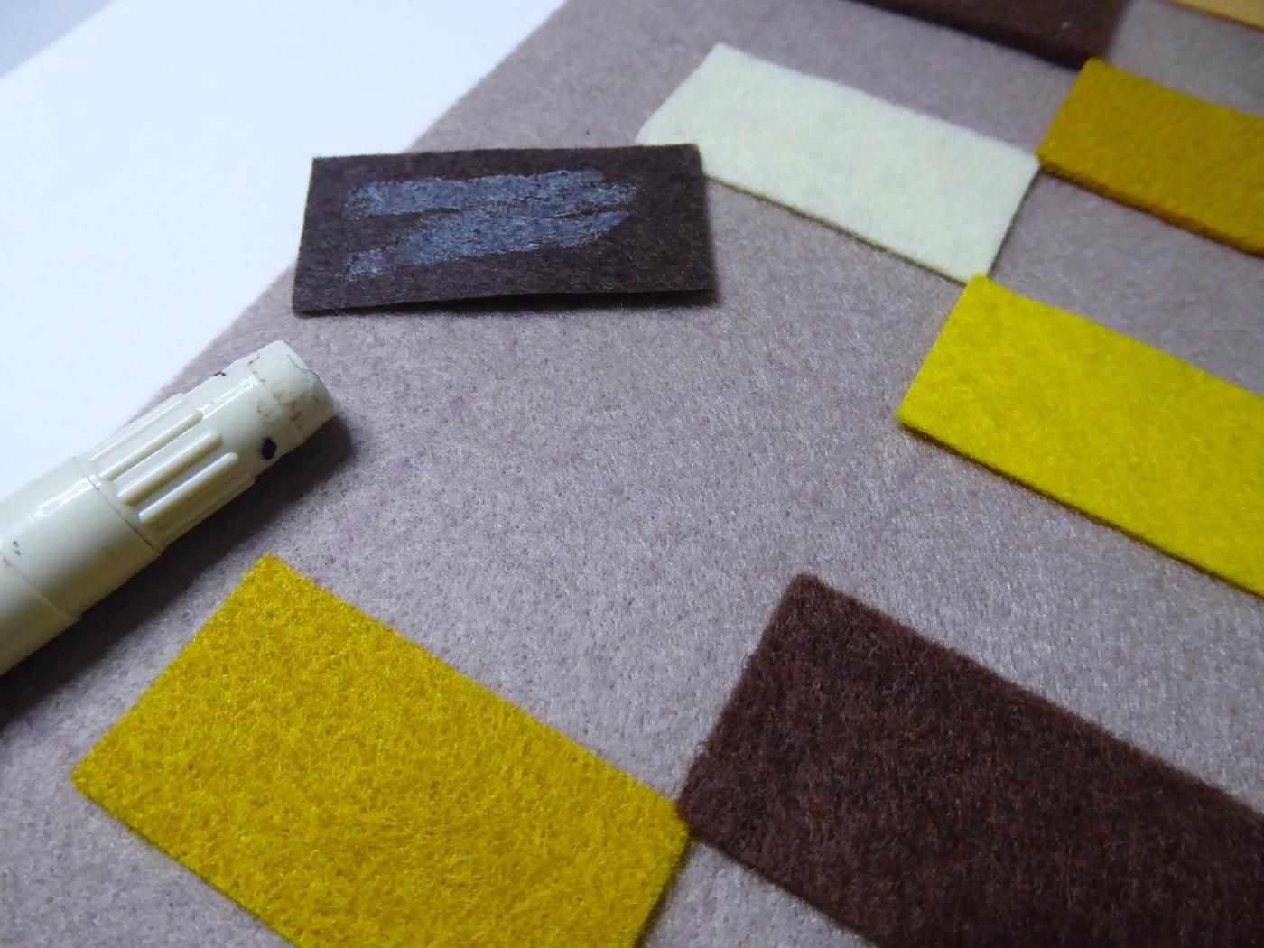 Create a Scrap Busting Felt Mini Quilt Inspired by Retro 1970’s Floral ...