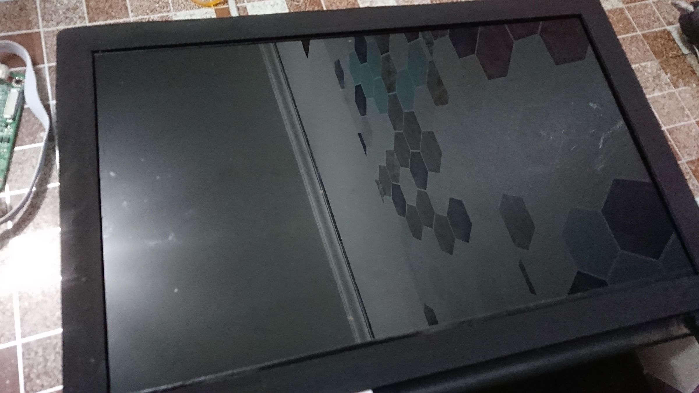 Repurposed Laptop Monitor Version 2.0 : 5 Steps - Instructables