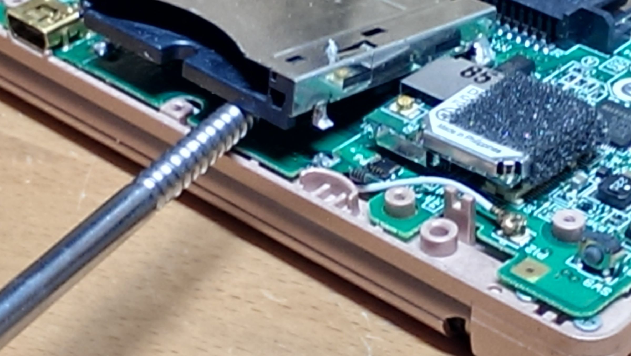 How to Fix a Broken Ds Lite : 16 Steps - Instructables