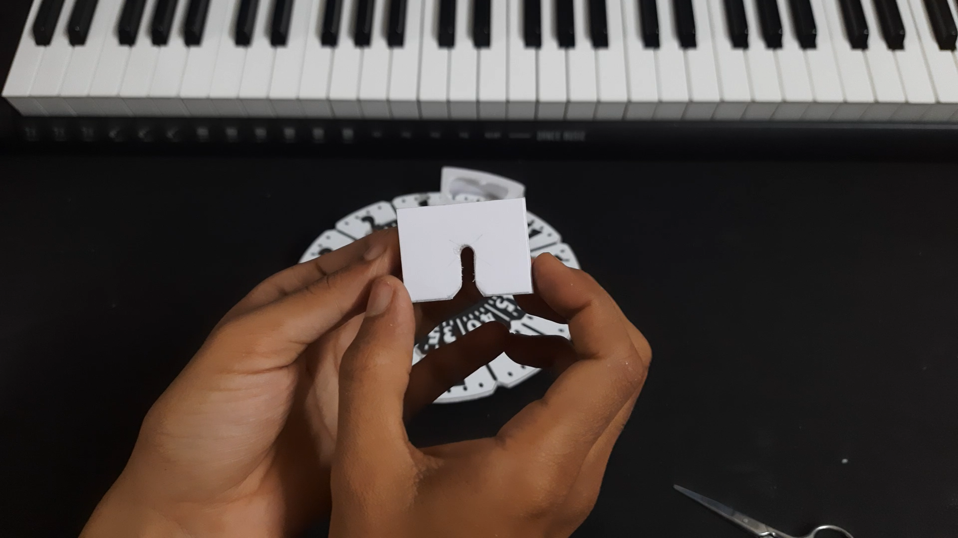 How to Make a Clock That Tells Time With a Twist...? : 8 Steps (with ...