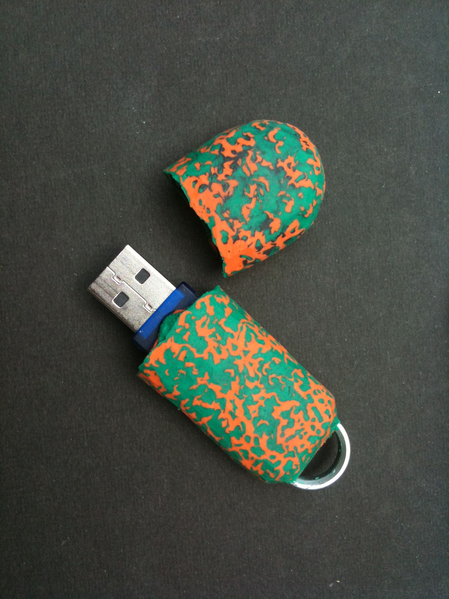 Alien USB Drives - SUGRU HACK : 11 Steps - Instructables