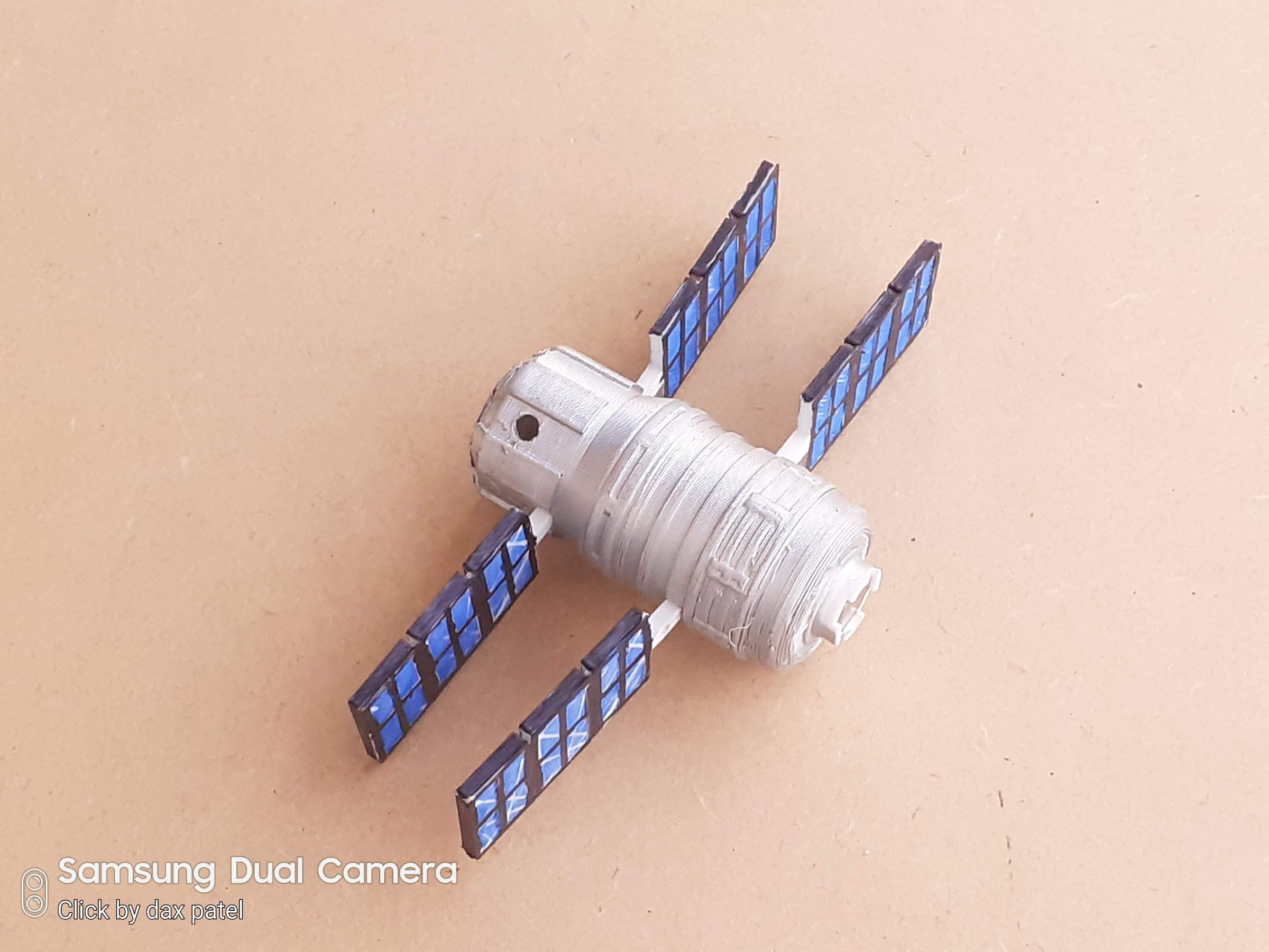 GALACTIC EXPLORER - Design & Make Your Own Spaceship Prototype : 24 ...