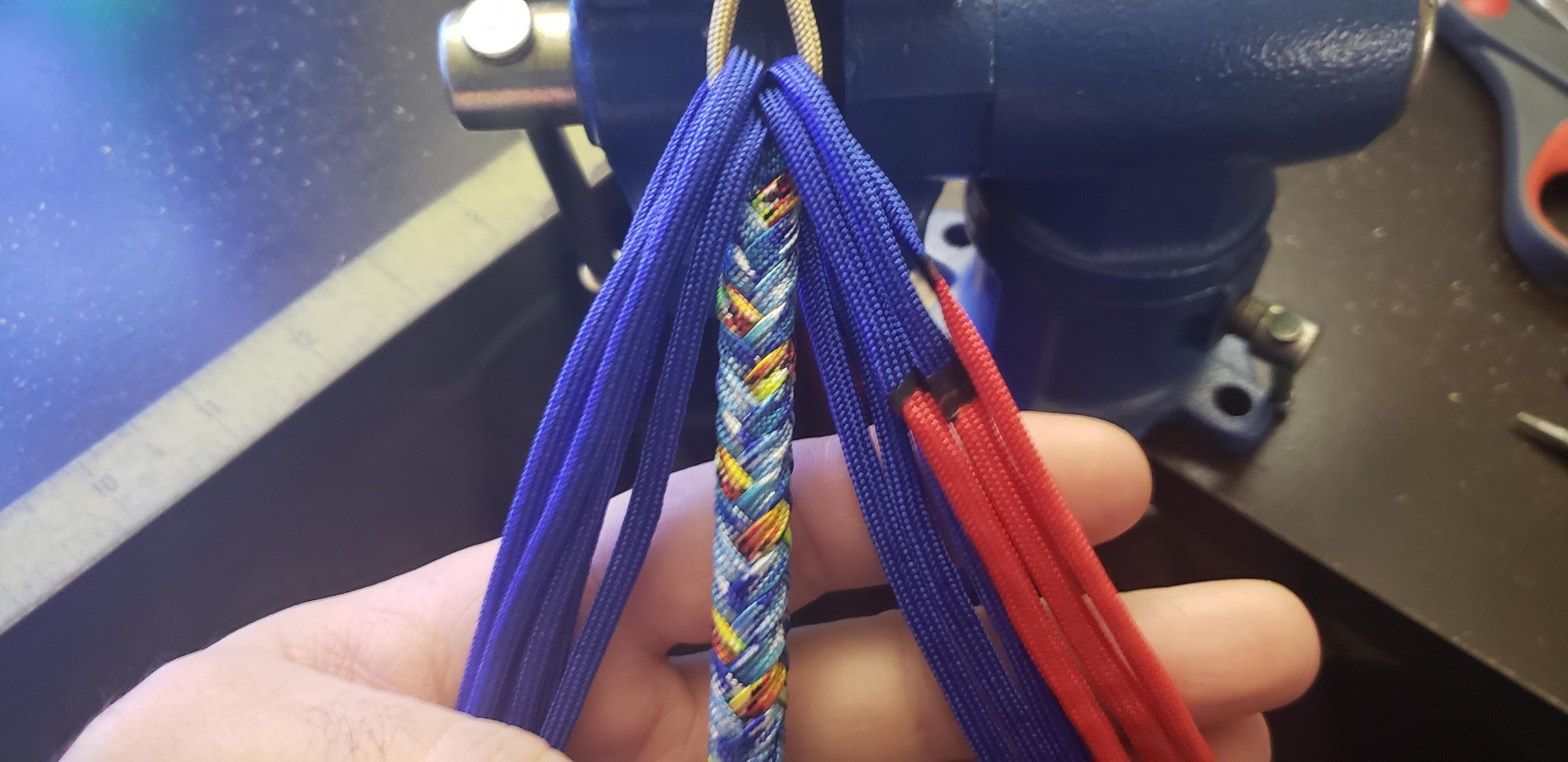 Tygra's Bolo-Whip With Paracord in 16 Plait : 9 Steps (with Pictures ...