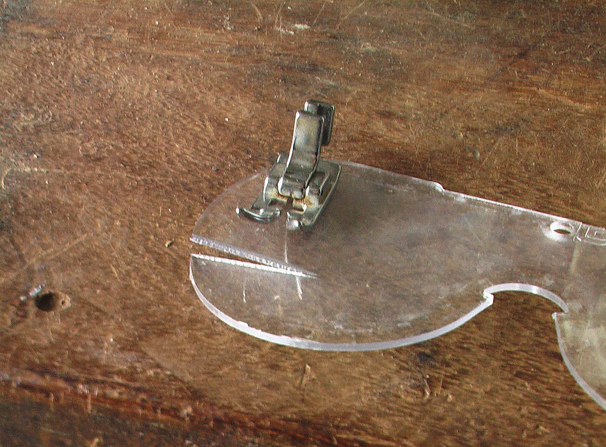 From Sewing Machine to Scroll Saw, a Christmas Tale : 9 Steps (with ...