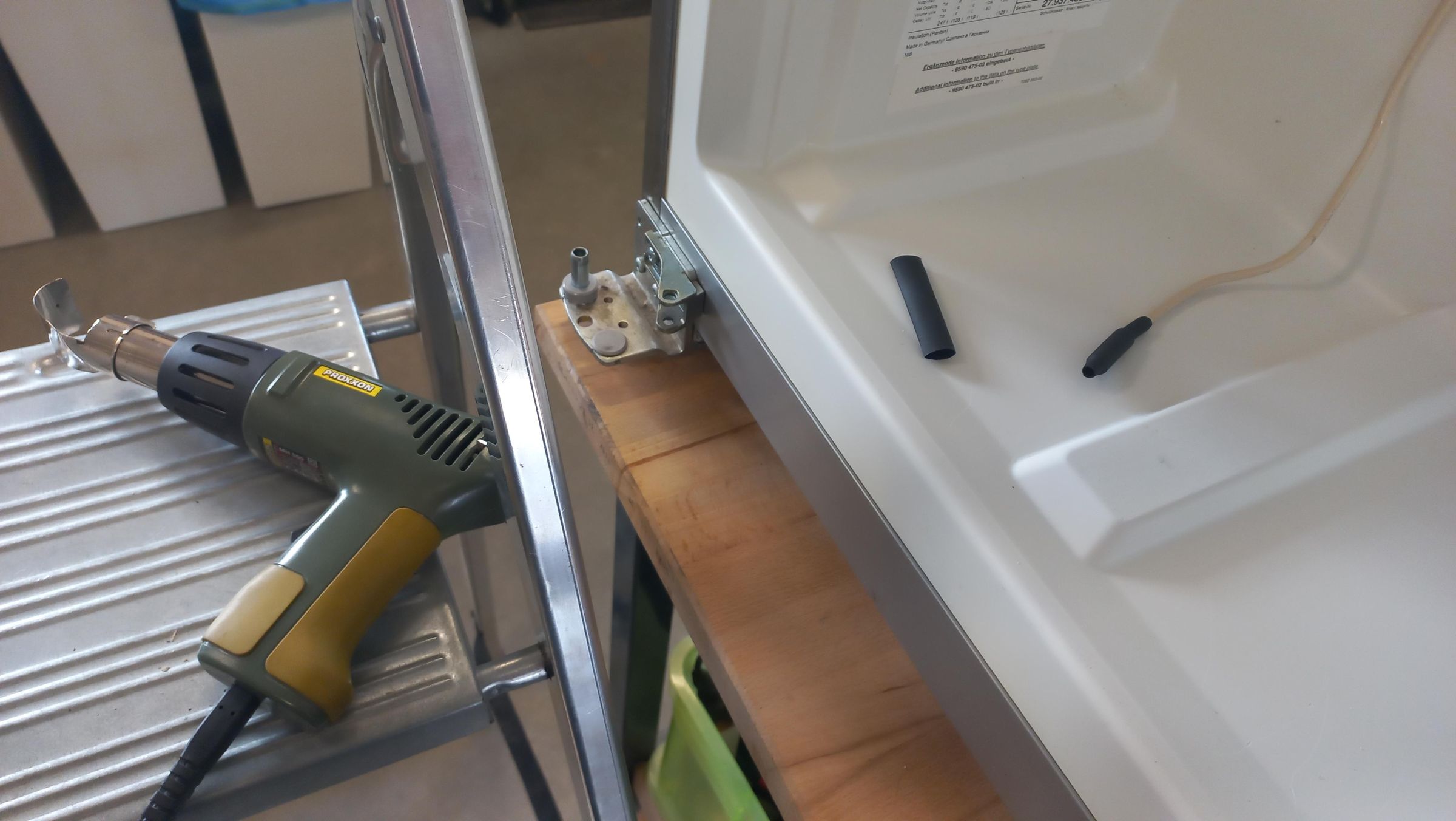 Repair a Liebherr Refrigerator With Wine Cooler Compartment SBSes7165 ...