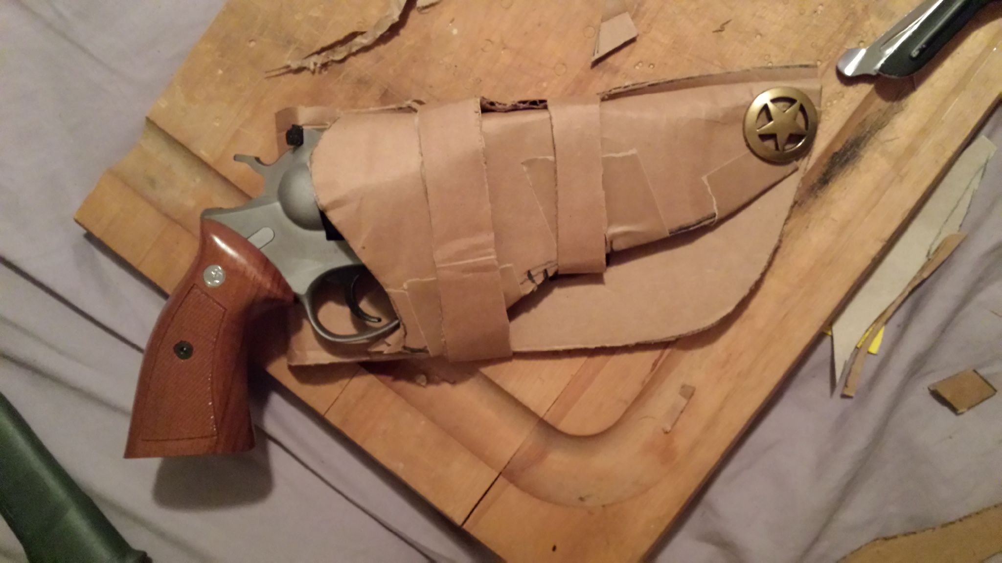 Cowboy / Western Style Leather Holster : 9 Steps (with Pictures ...