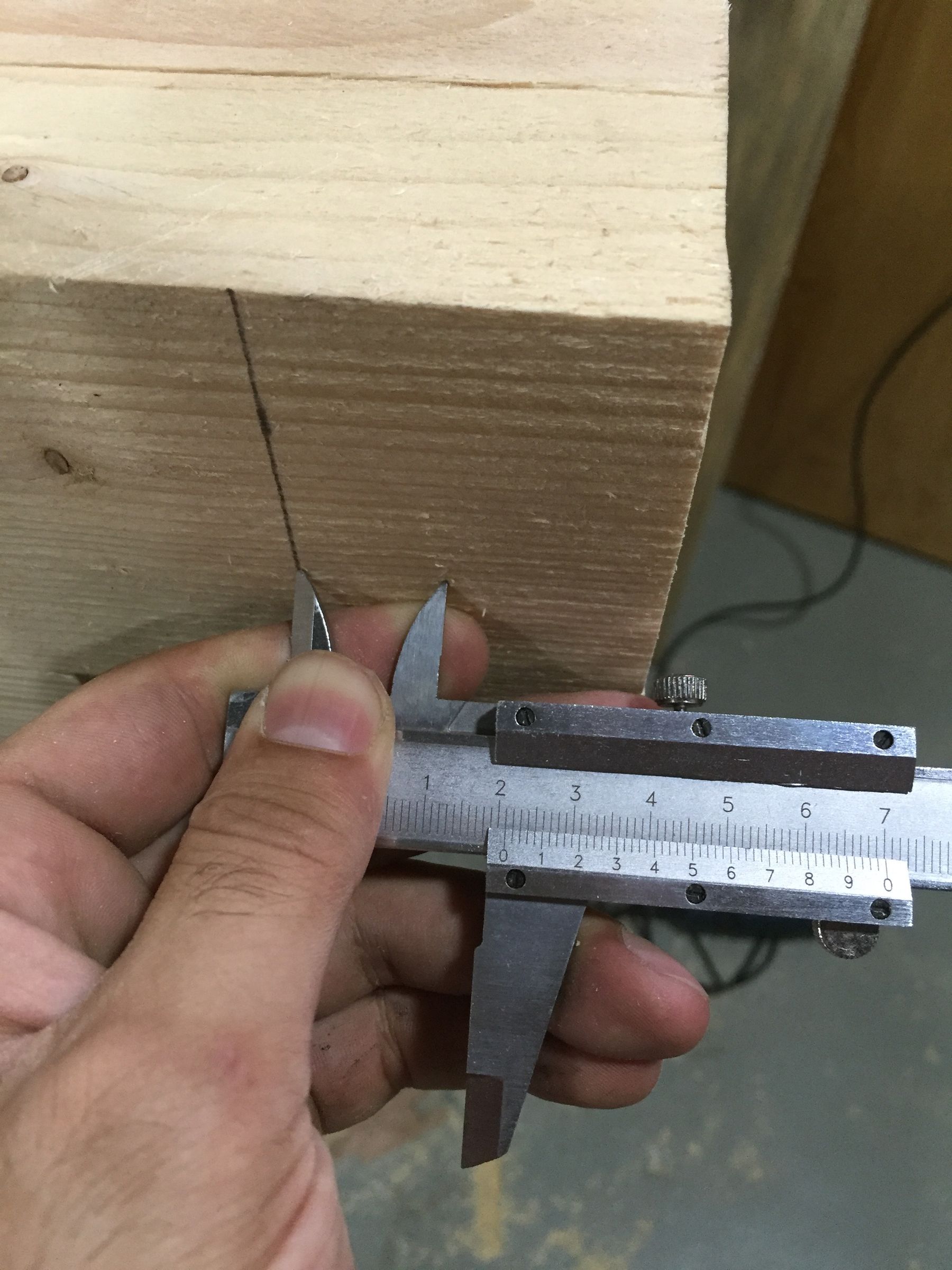 Leg for a Wooden Table (incredible Strength) : 7 Steps (with Pictures ...