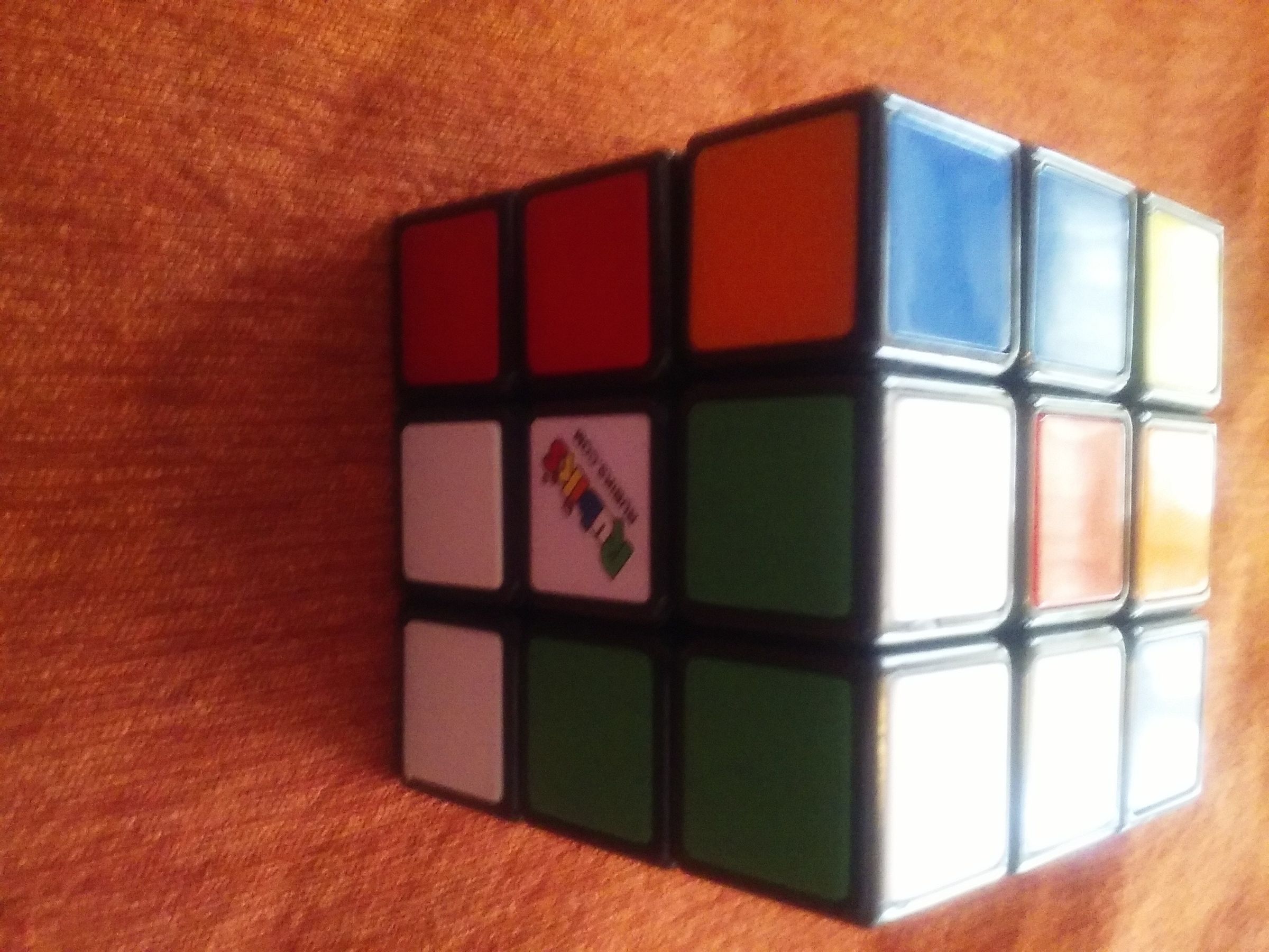 Rubik's Cube Tricks: Twisted Corner One : 3 Steps - Instructables