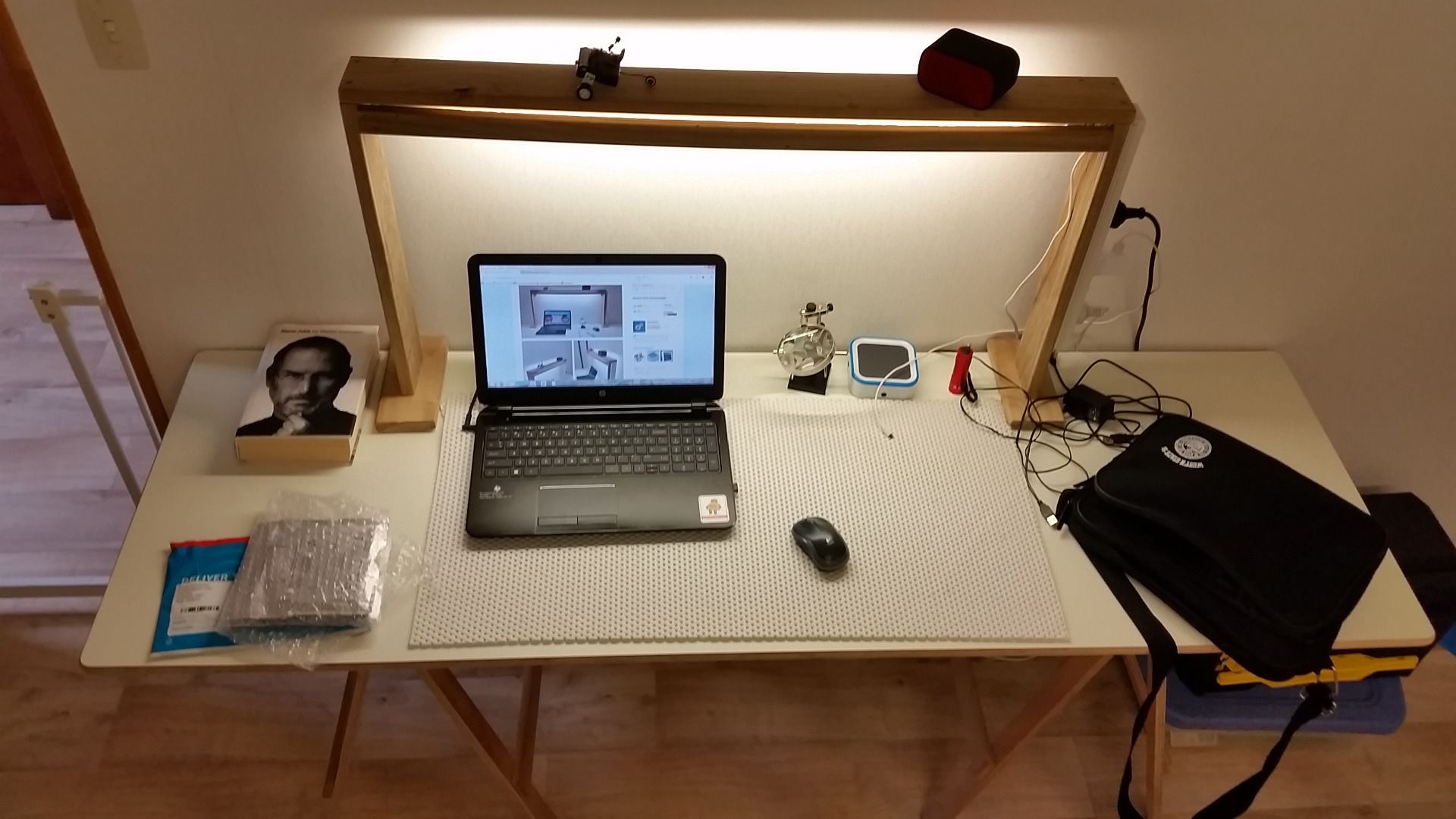 Makers Light, Shelf & Power Box : 4 Steps (with Pictures) - Instructables