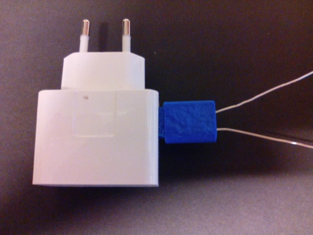 Minimalist USB Connector - No Special Hardware Required : 5 Steps ...