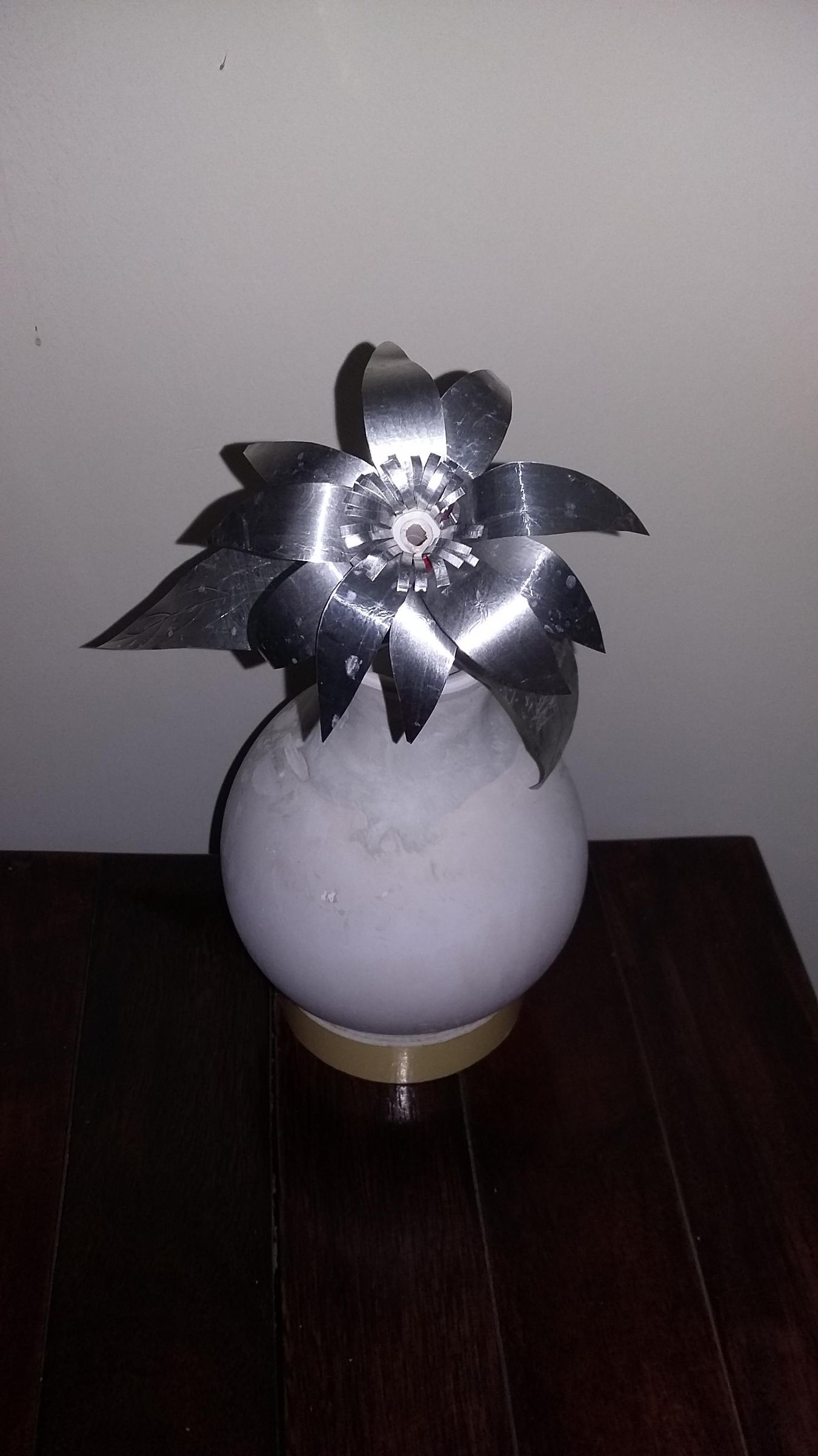 Tinfoil Flower : 8 Steps (with Pictures) - Instructables