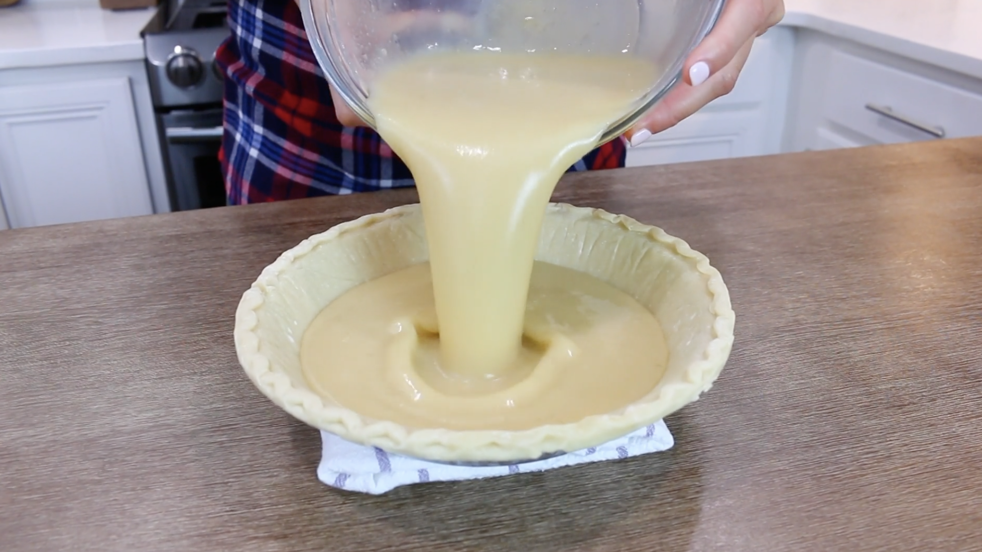 Classic Southern Buttermilk Pie | Using Store Bought Pie Crust : 9 ...
