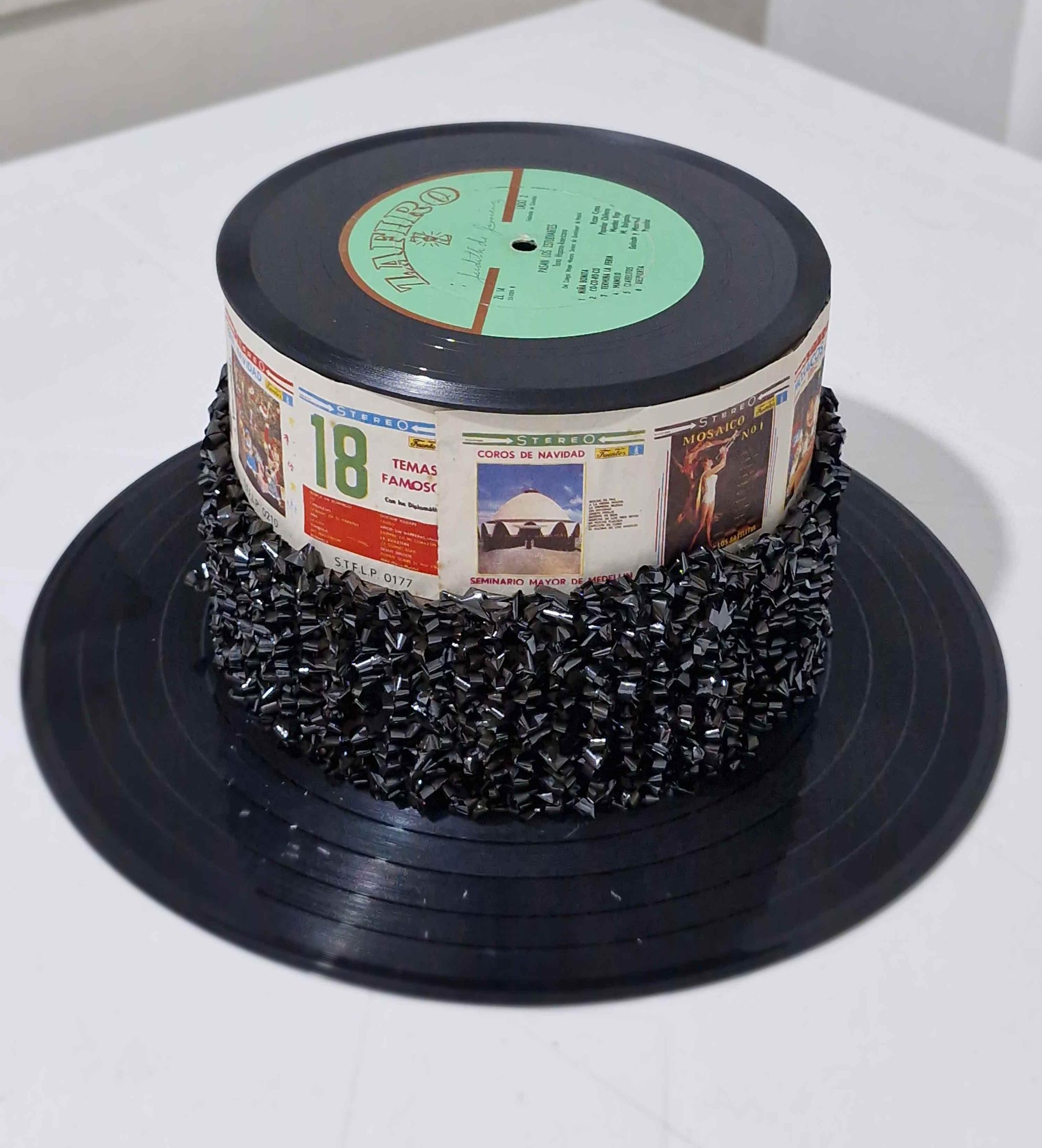 60s-Inspired Top Hat Made From Vinyl Records and Cassette Tapes : 10 ...