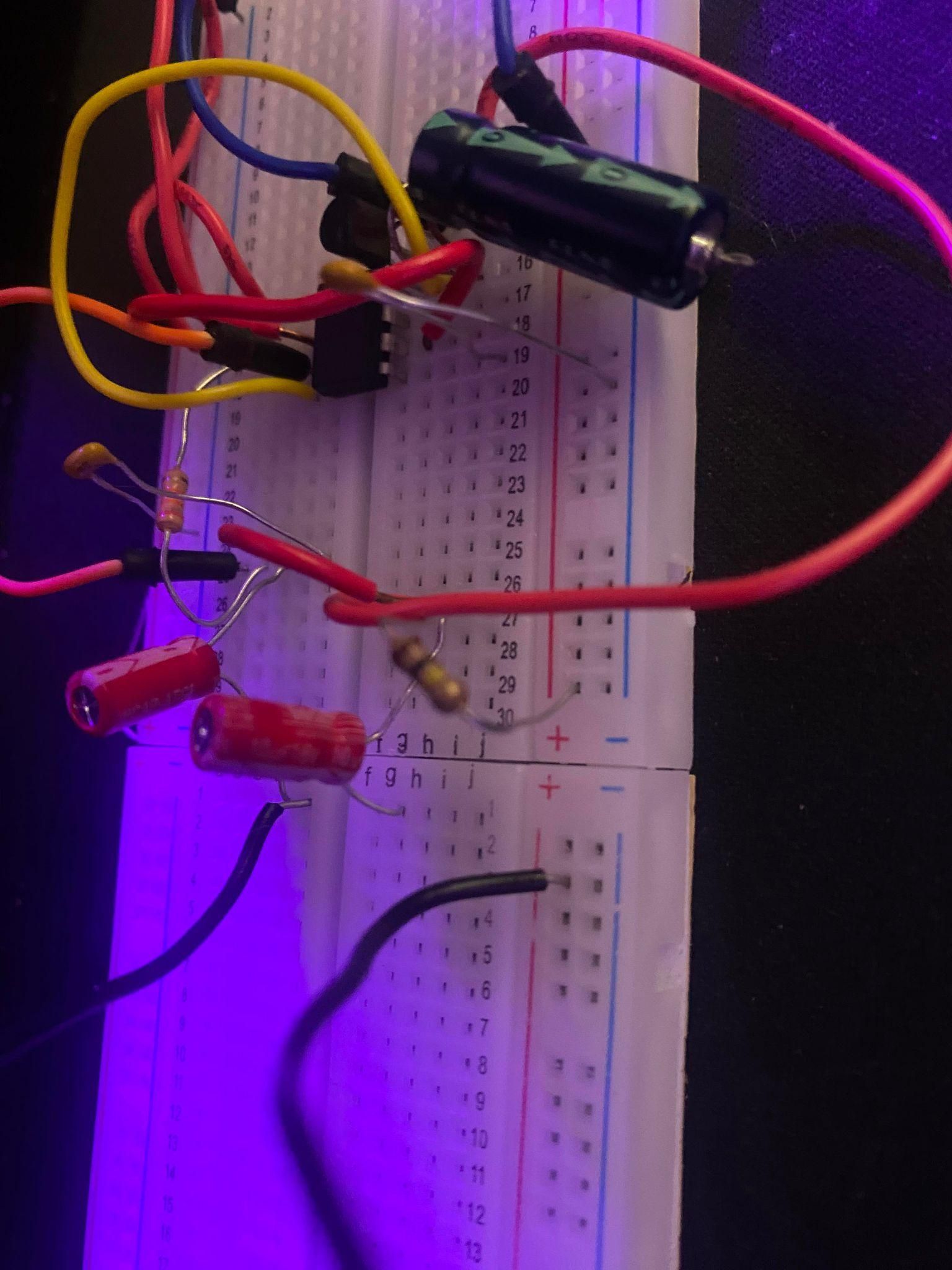 555 Timer Project Machine Gun: Build Your Own Circuit !- Louis Huynh ...