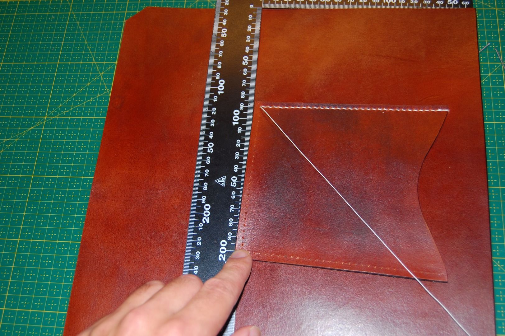 Classic Leather Briefcase With Accordion Gusset : 22 Steps (with ...