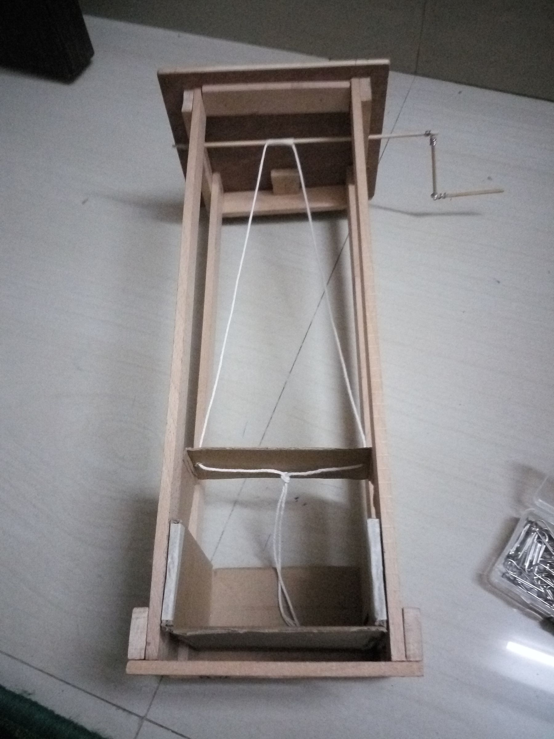 Simple Machine Lift for Kids to Play : 6 Steps (with Pictures ...