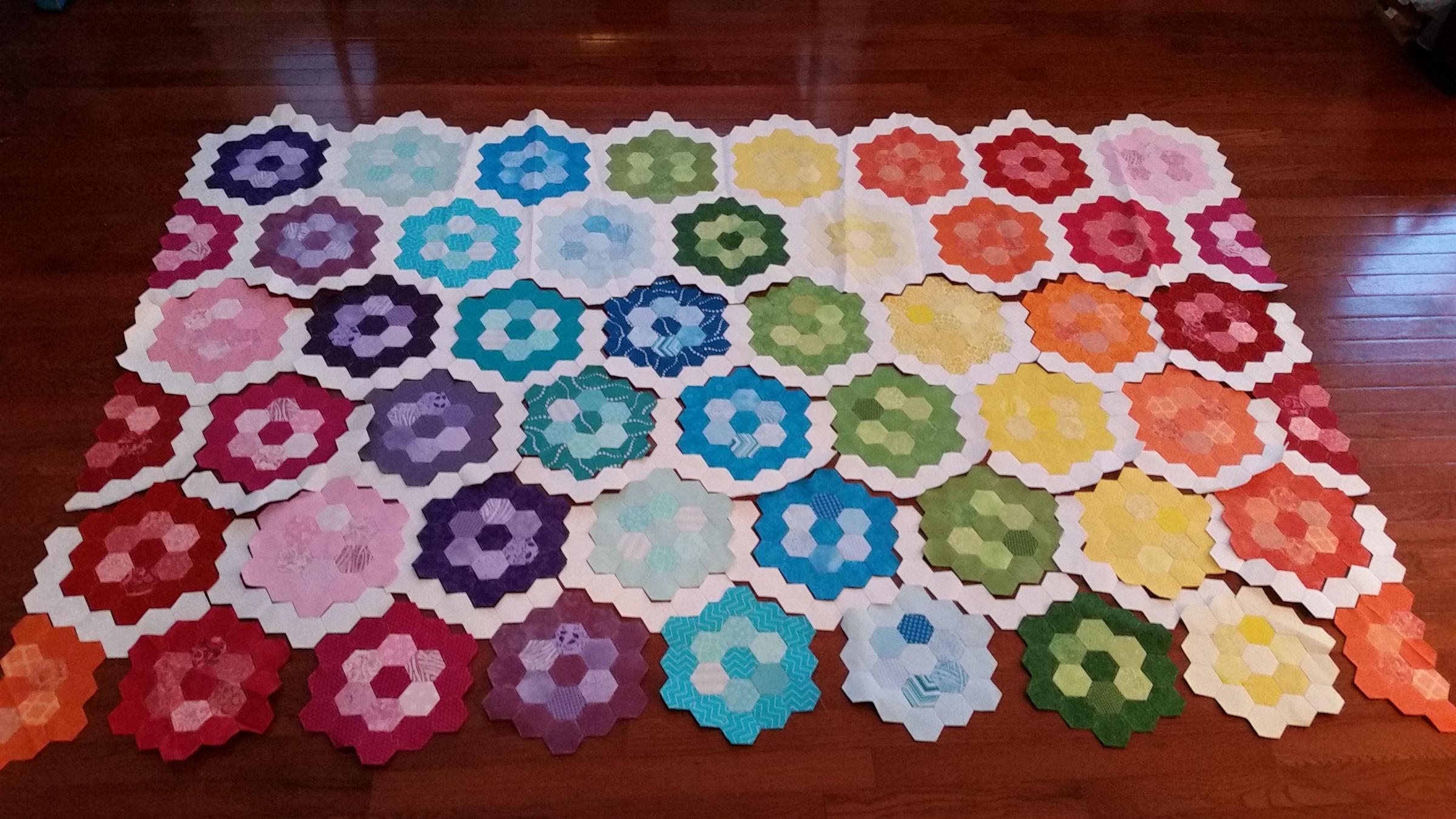 Hexagon English Paper Hand Piecing : 8 Steps (with Pictures ...