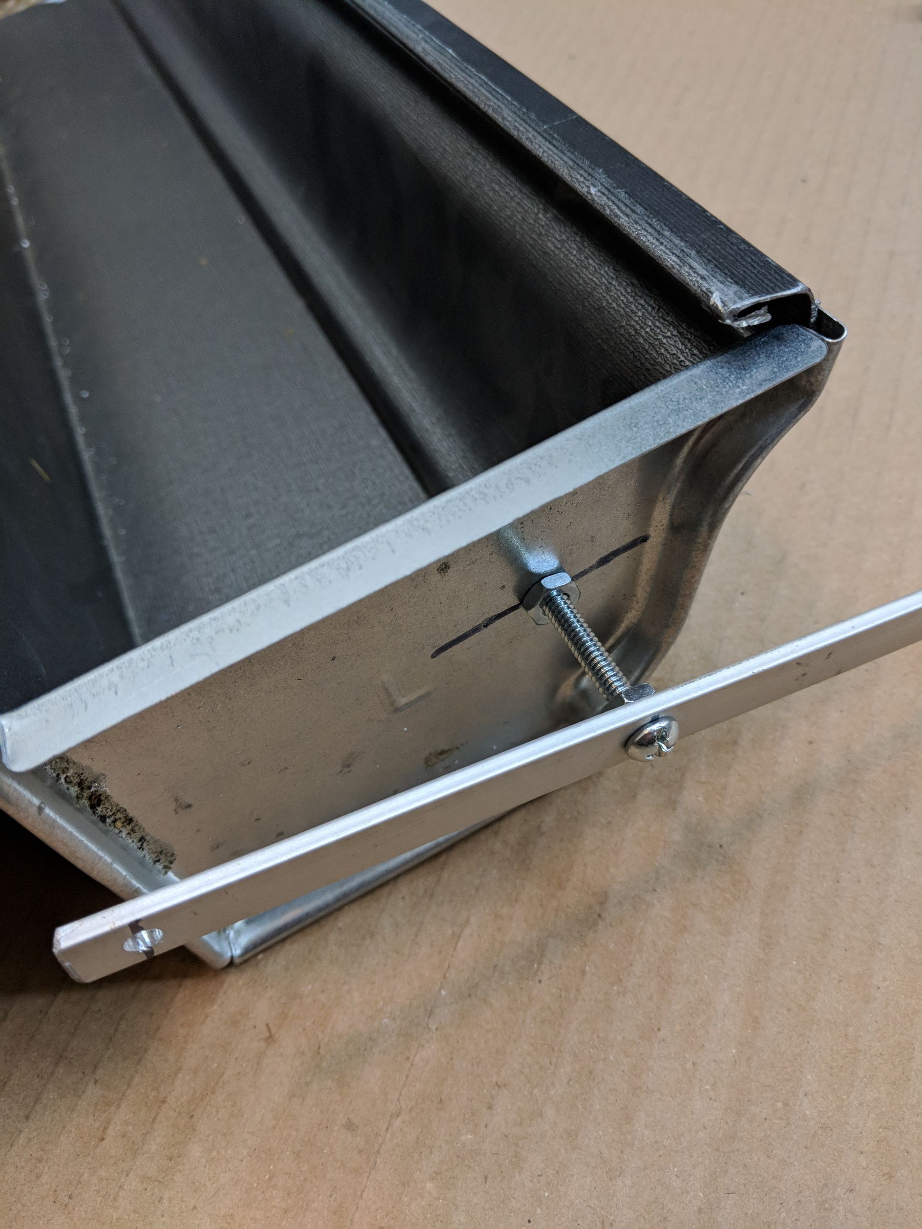 Automatic Chicken Feeder With Upcycled Gutter & Metal Pieces : 14 Steps ...