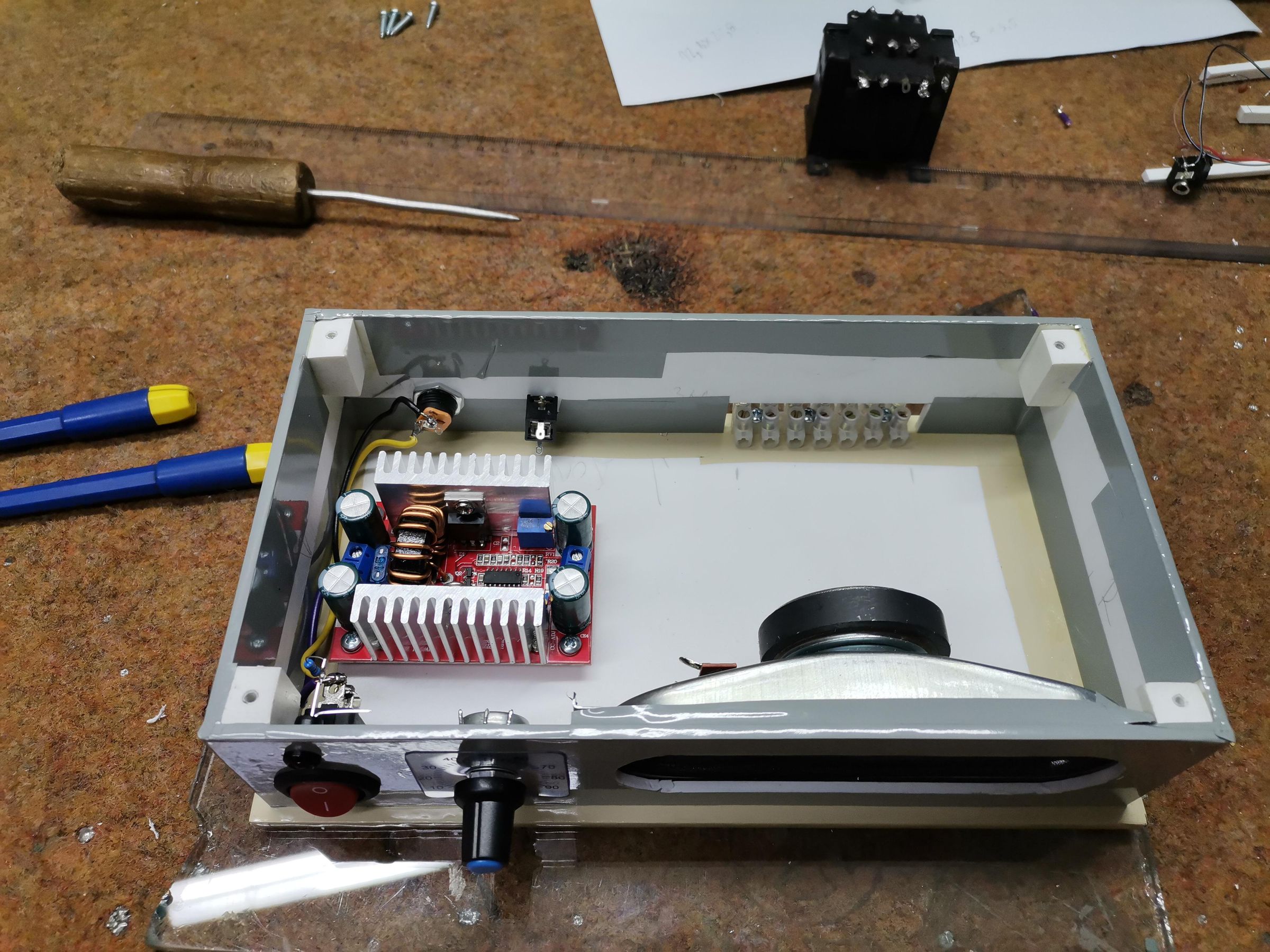 DIY Simple PCL82 Low Voltage (12V) Tube Amplifier : 4 Steps - Instructables