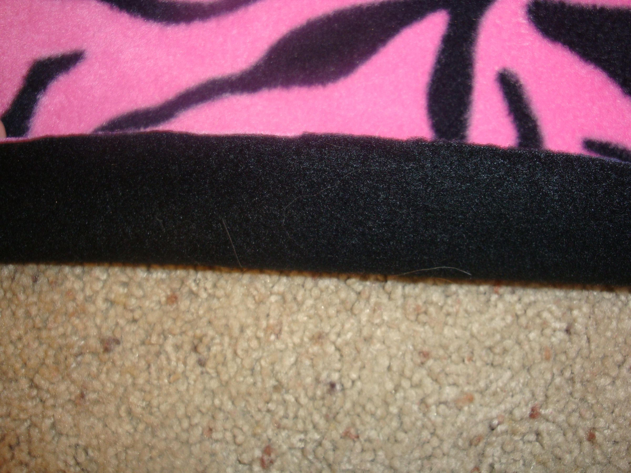 Five Easy Steps to Creating a No Sew Fleece Blanket : 5 Steps ...