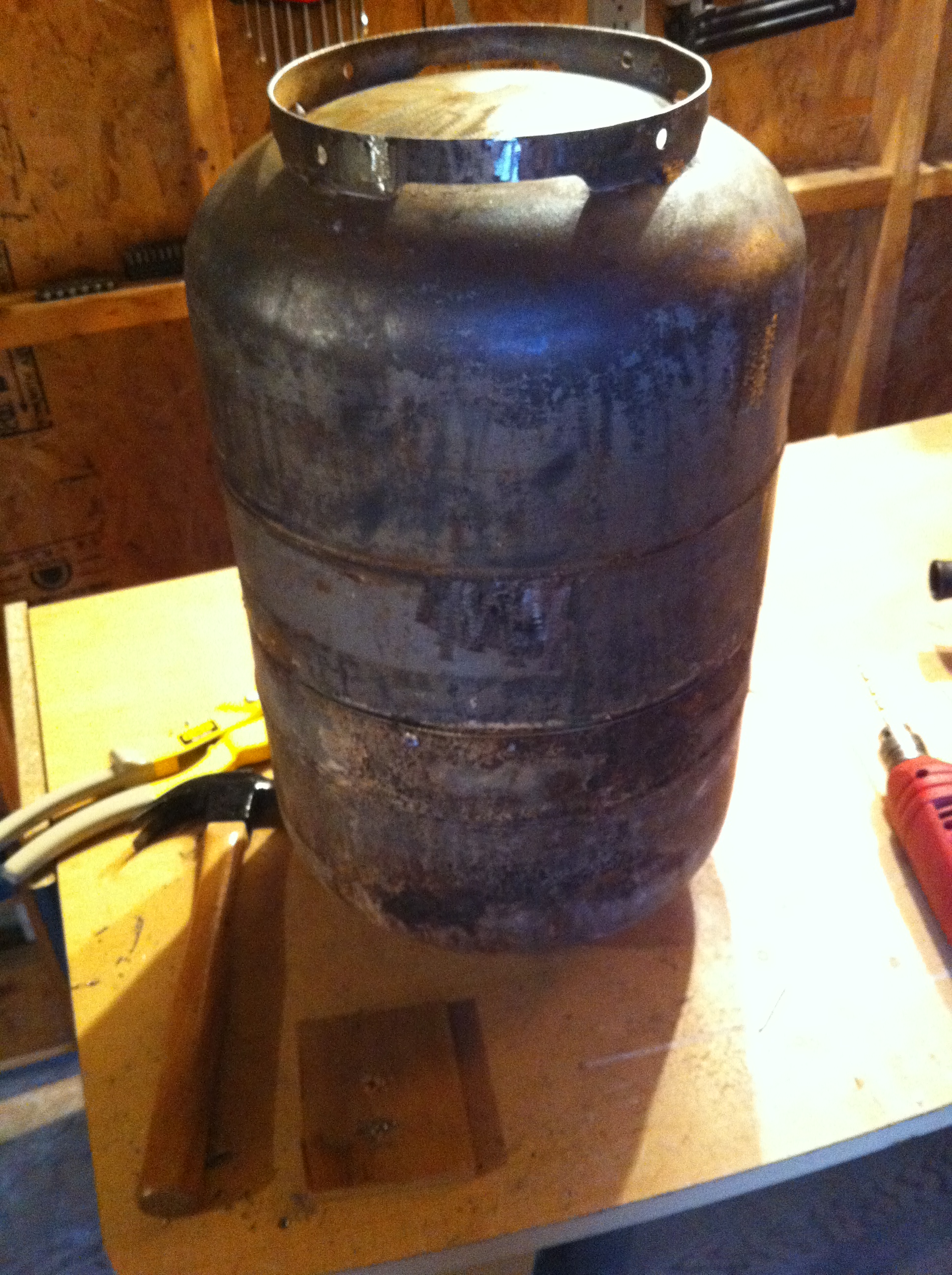 DIY Smoker From 2 Rusted Propane Tank : 6 Steps - Instructables