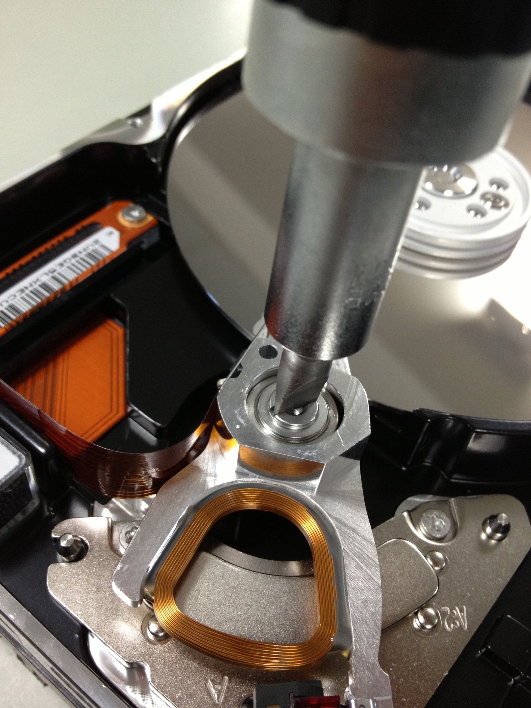 Pull Apart a HDD : 8 Steps - Instructables