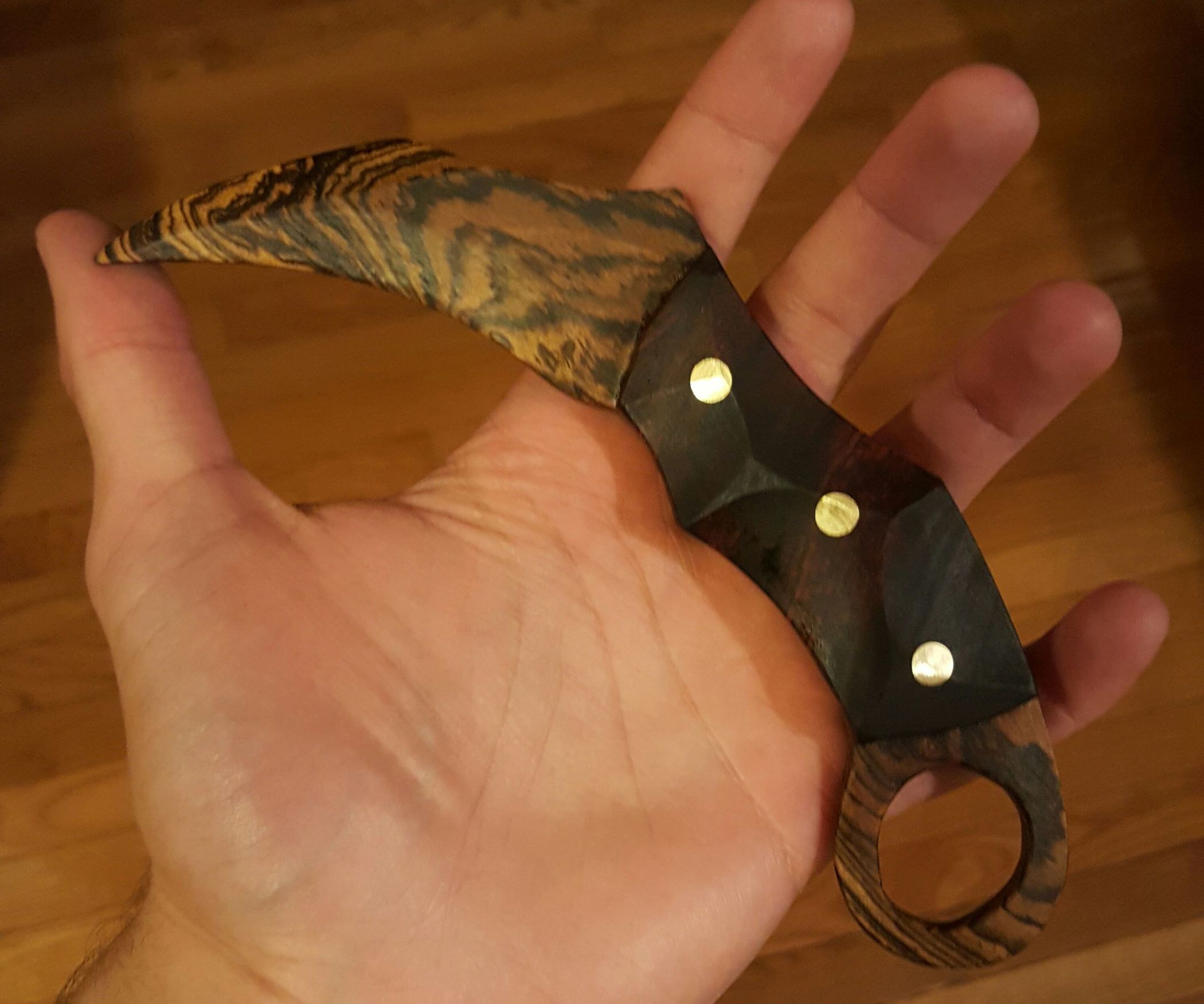 Training Karambit : 6 Steps (with Pictures) - Instructables