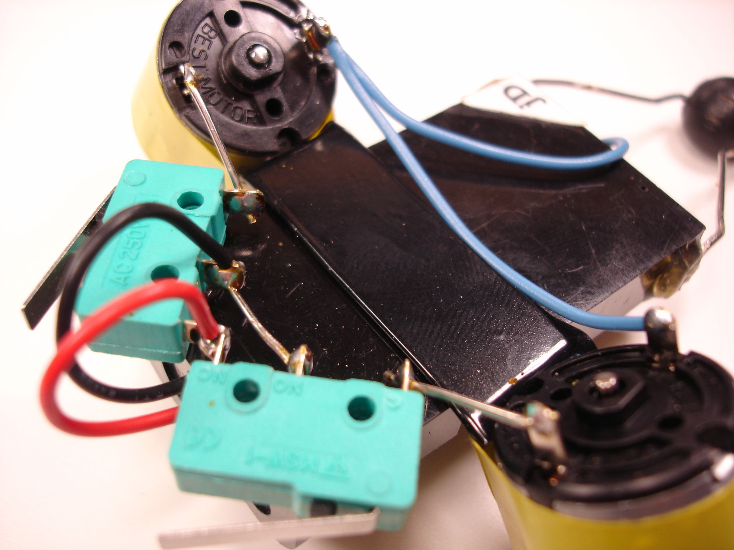 How to Build a Robot - the BeetleBot V2 ( Revisited ) : 23 Steps (with ...