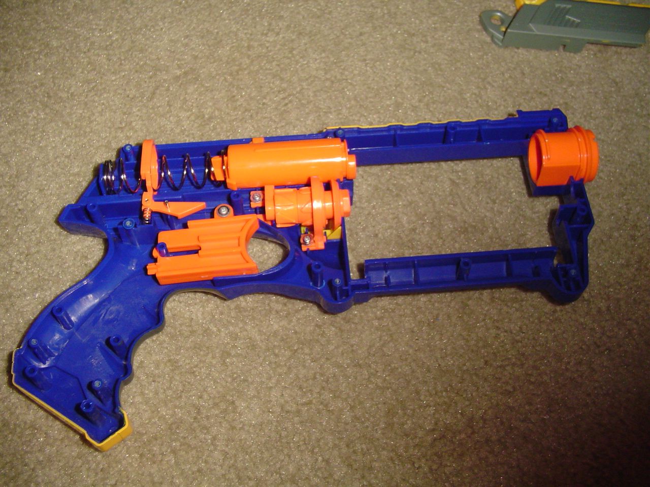 Nerf Maverick Barrel Mod : 4 Steps - Instructables