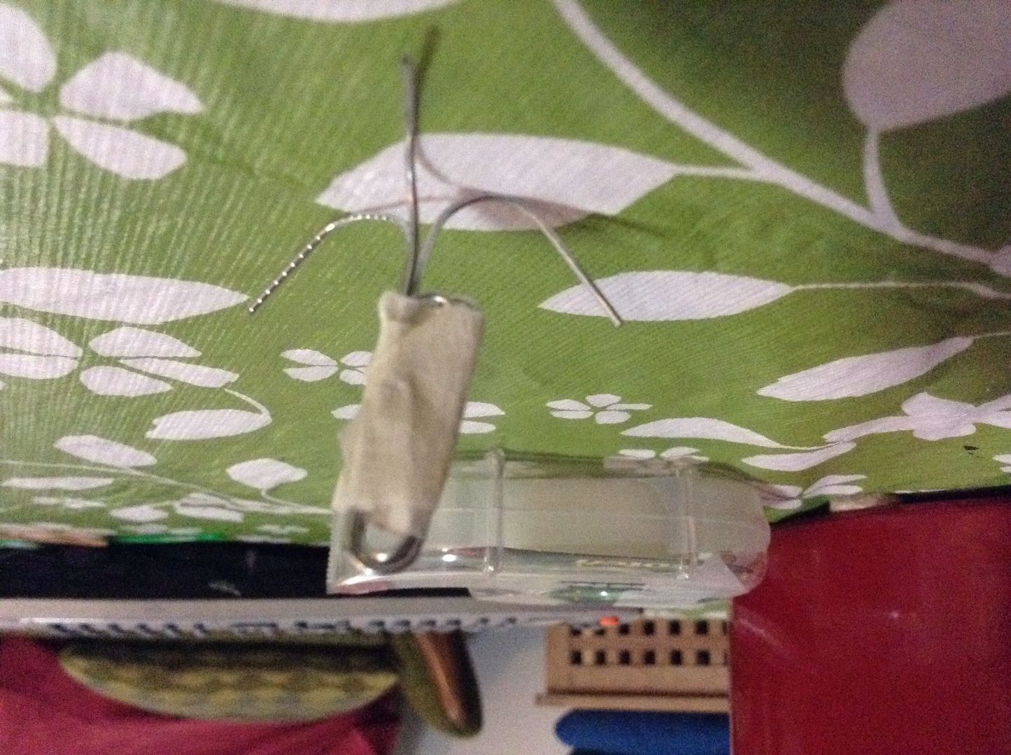 Simple Grappling Hook : 5 Steps - Instructables