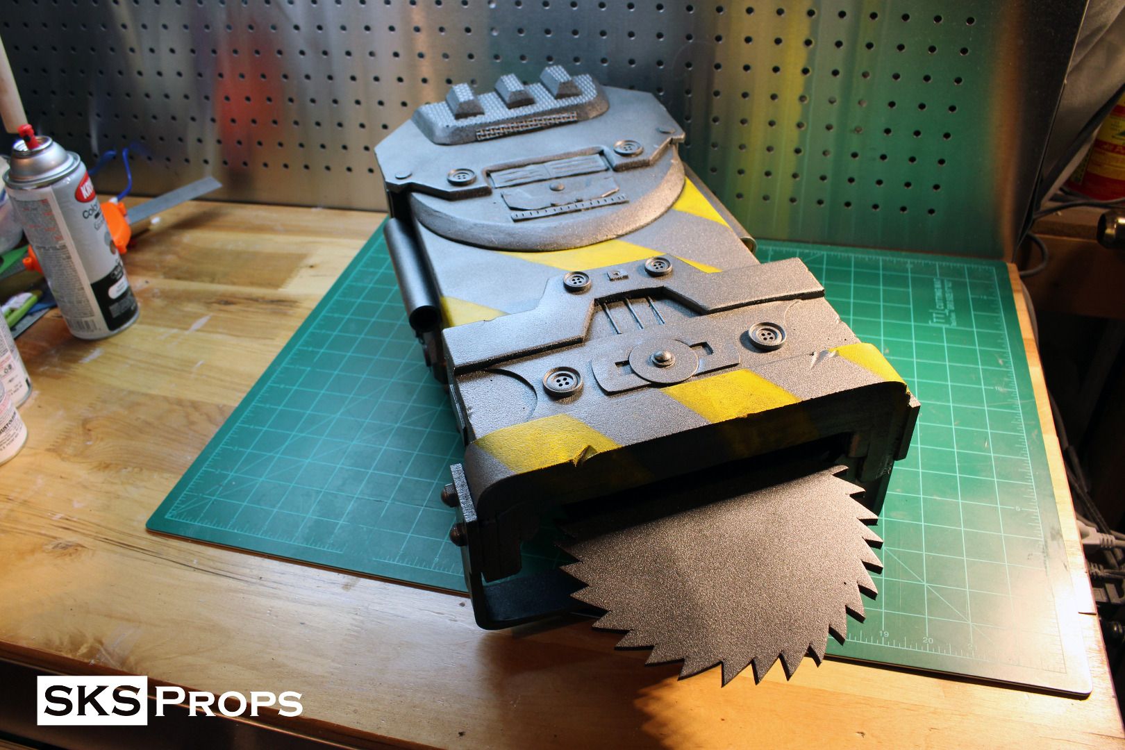 Turbo Kid Skeletron Cosplay Prop Weapon and Mask - SKS Props : 17 Steps ...