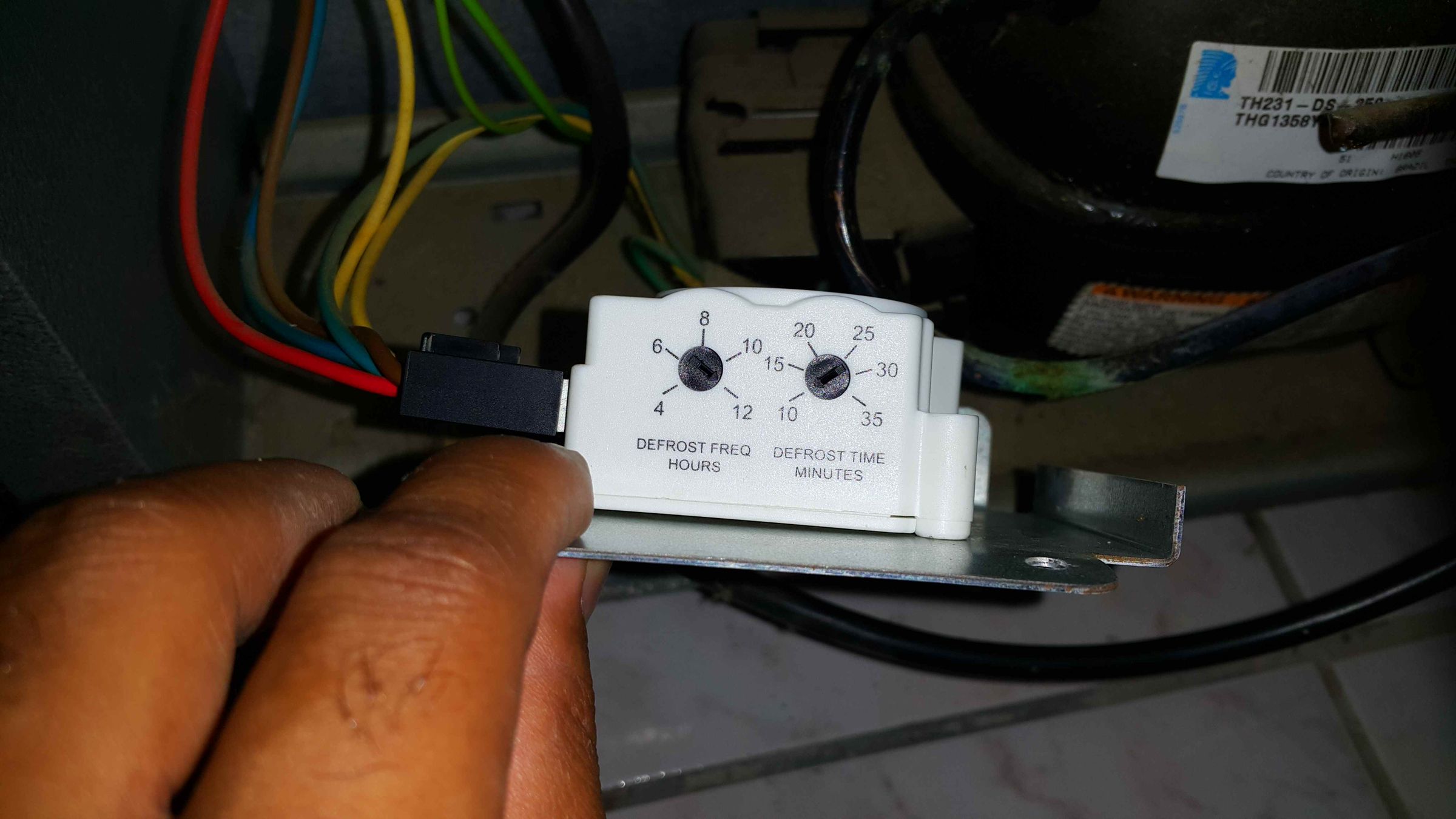 Replacing a Fridge Defrost Timer. : 3 Steps - Instructables