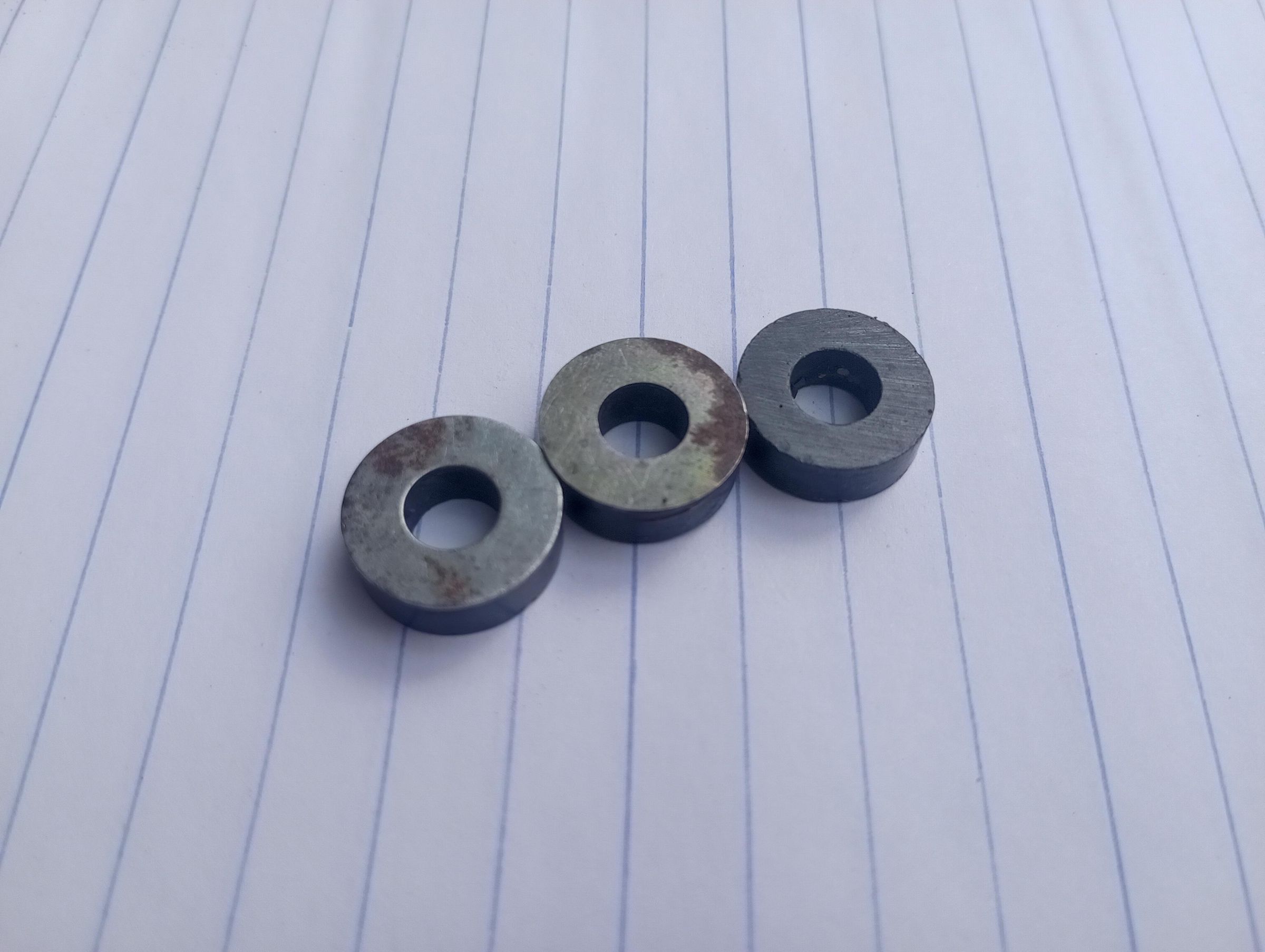 Simplest Magnetic Spinning Toy. : 6 Steps (with Pictures) - Instructables