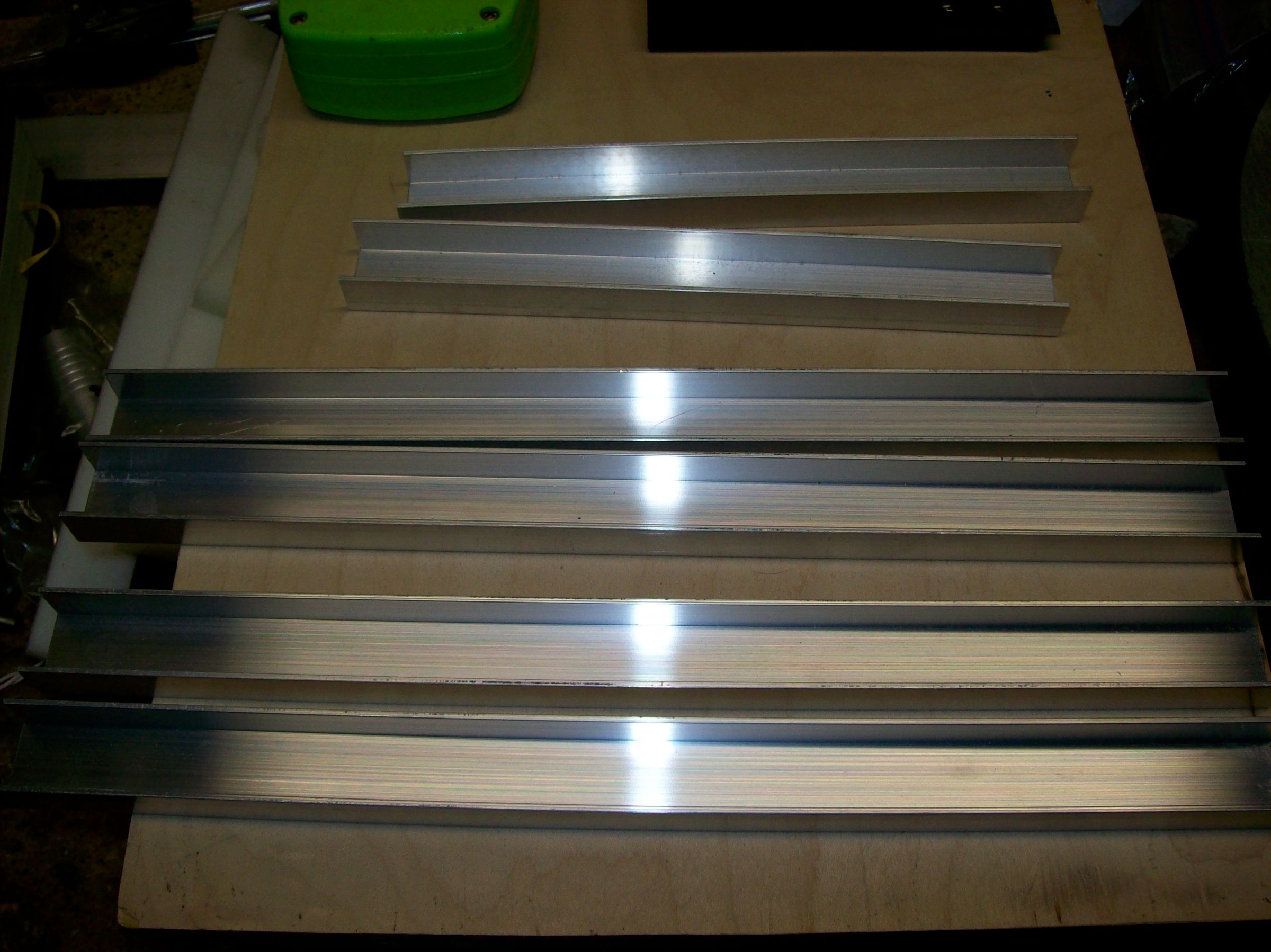 How to Make a Mini Milling Machine- Manual or CNC! : 14 Steps (with ...