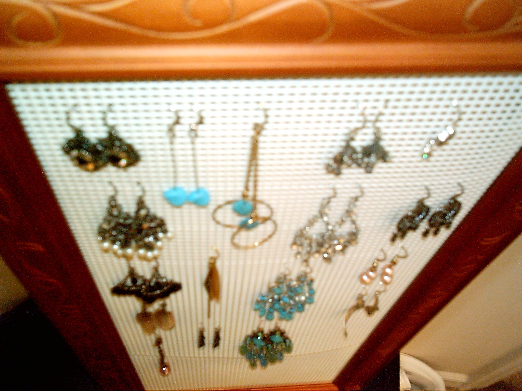 Decorative Earring Frame : 8 Steps - Instructables
