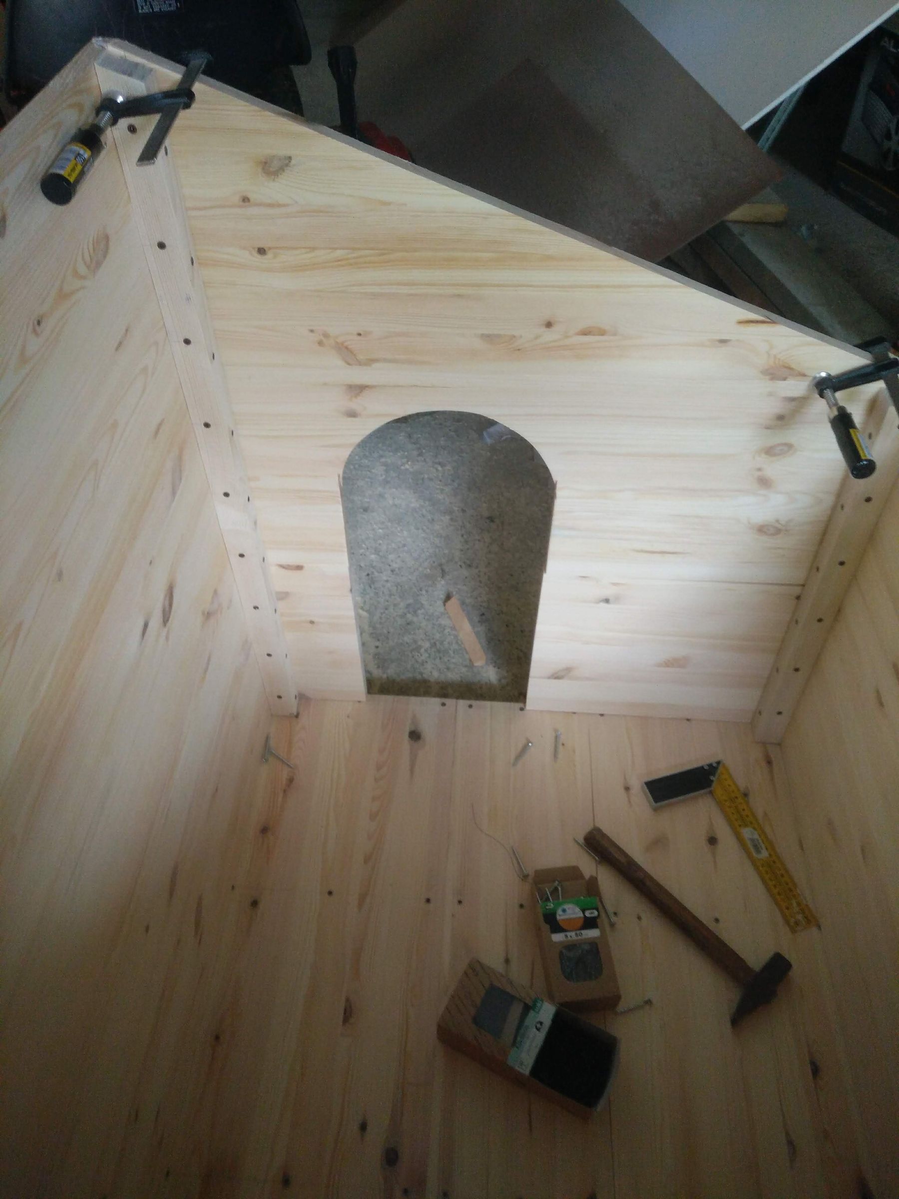 Easy to Build and to Clean Dog House : 9 Steps - Instructables