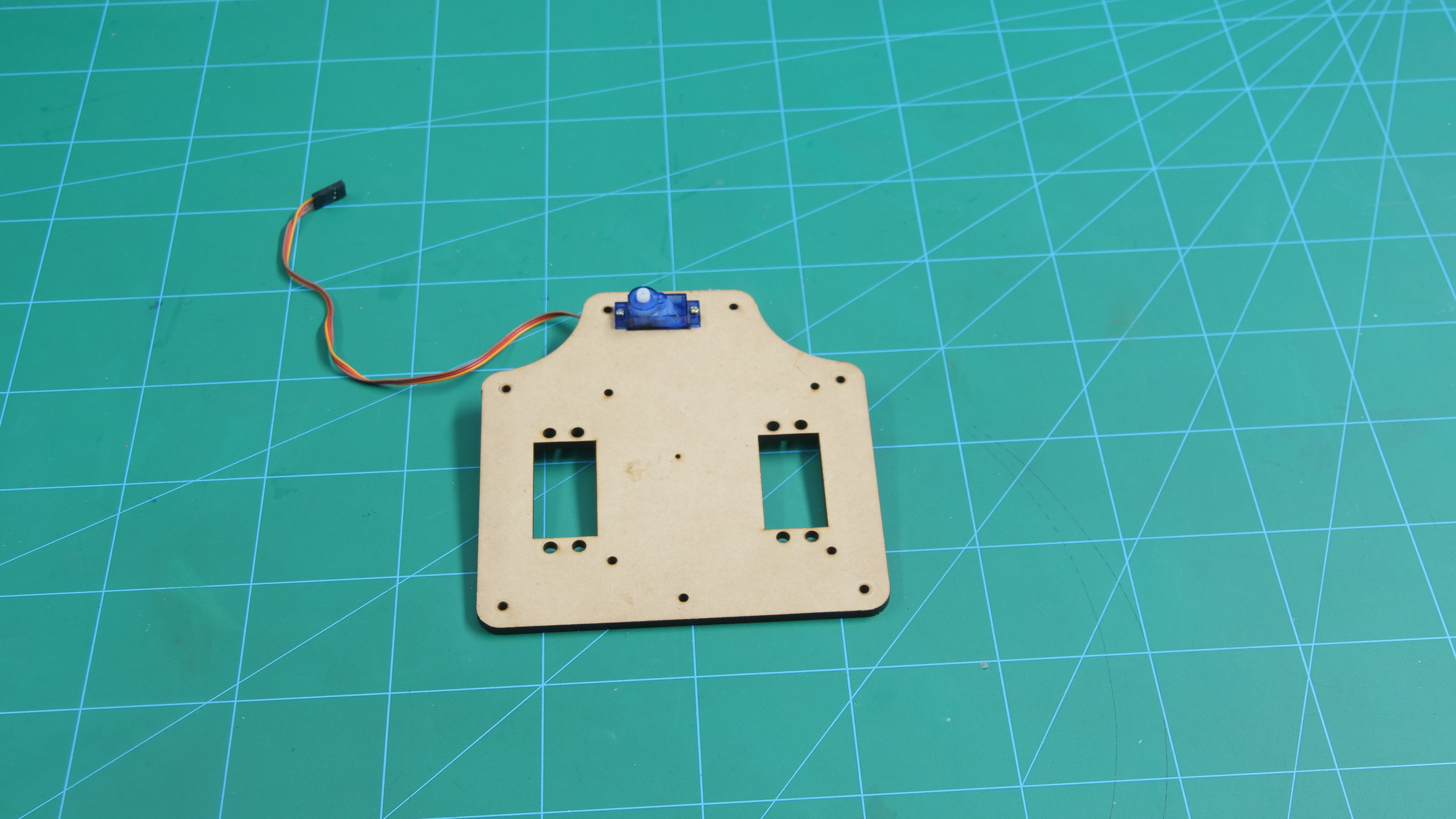 Autonomous Biped Robot Using Arduino Based Embedded Platform : 10 Steps ...