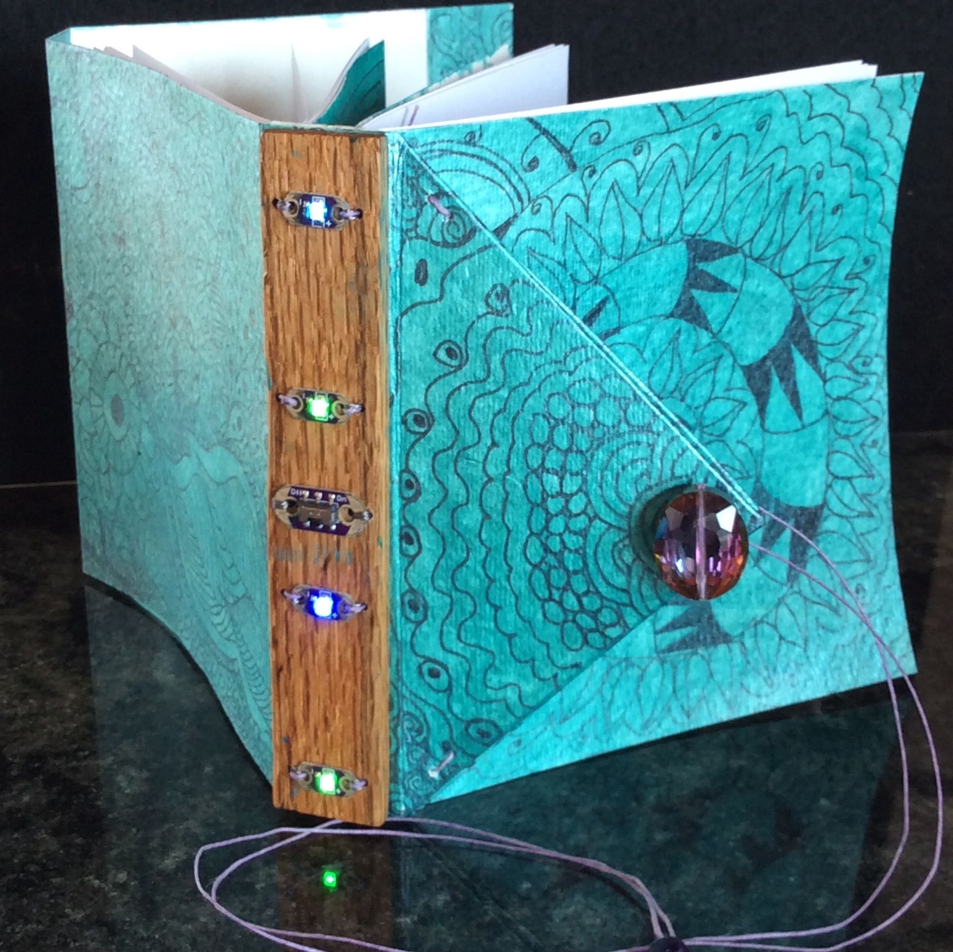 Light-Up Watercolor Paper Book : 18 Steps (with Pictures) - Instructables