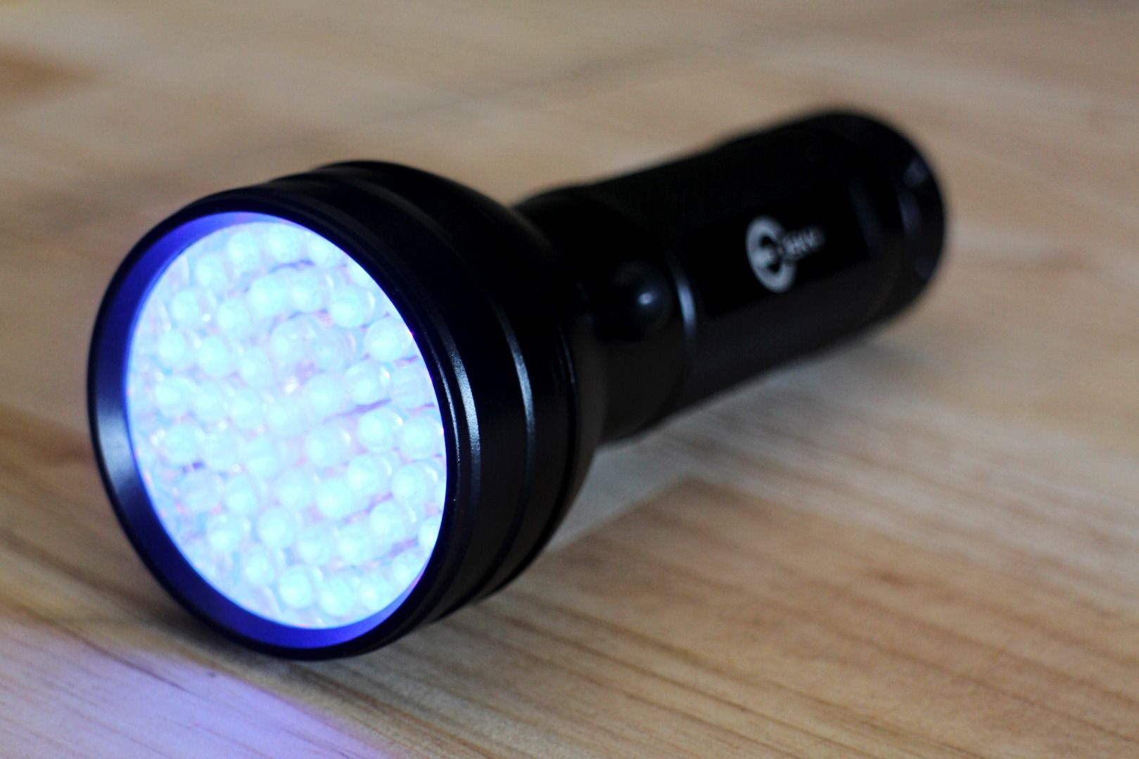 Glow Tie : 7 Steps (with Pictures) - Instructables