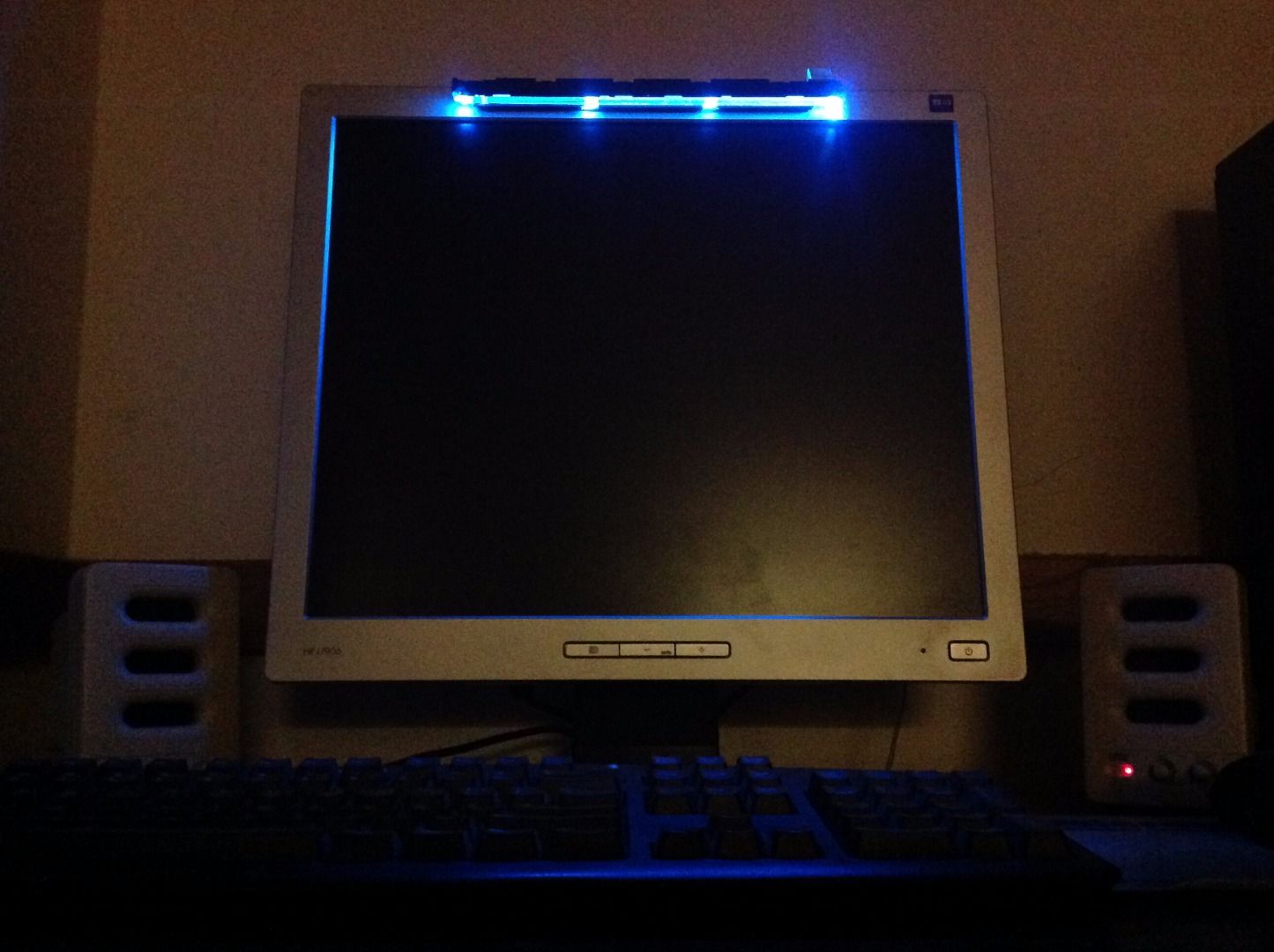 Fading RGB Keyboard Light : 8 Steps (with Pictures) - Instructables