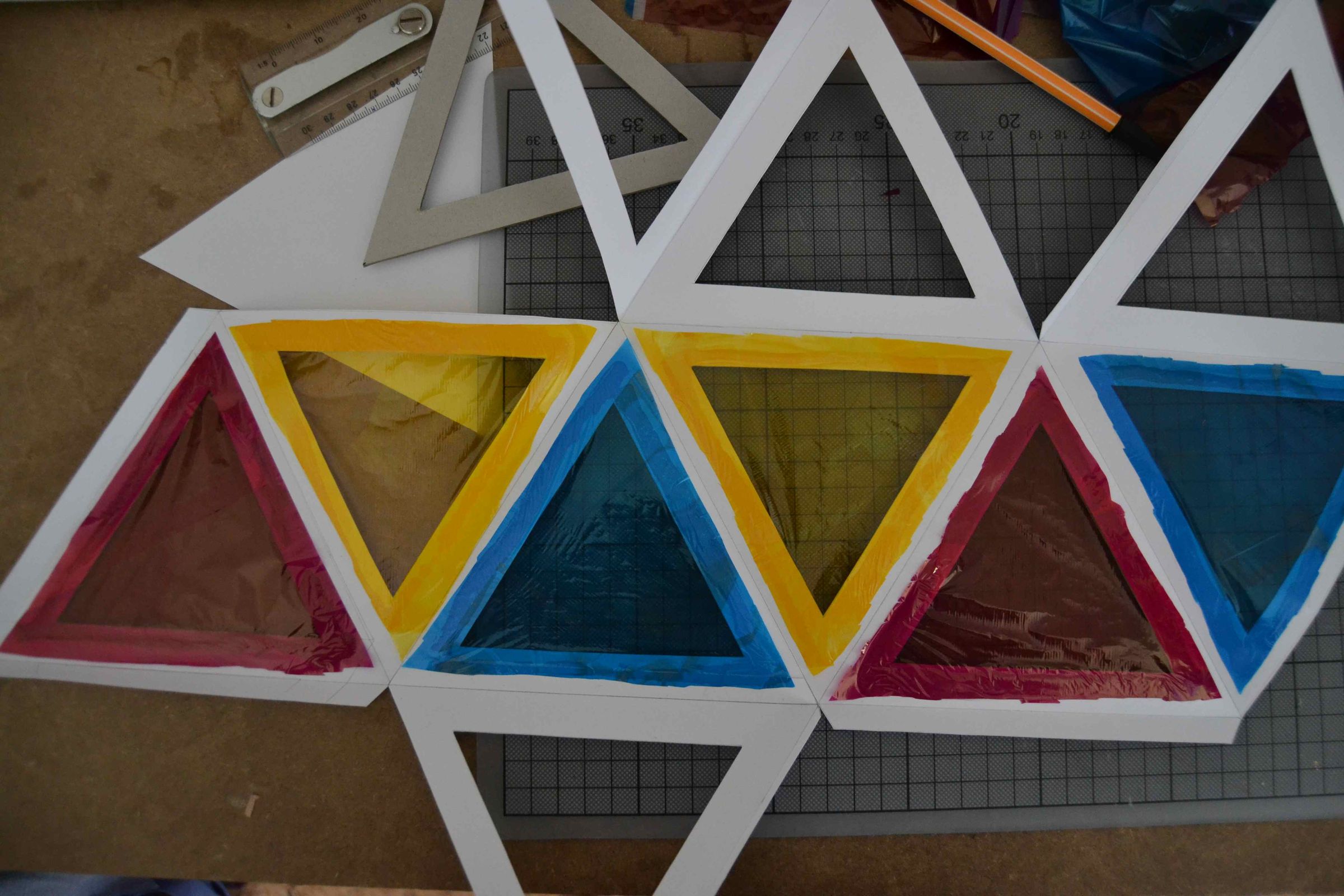 CMY Paper Platonic Solids : 7 Steps (with Pictures) - Instructables