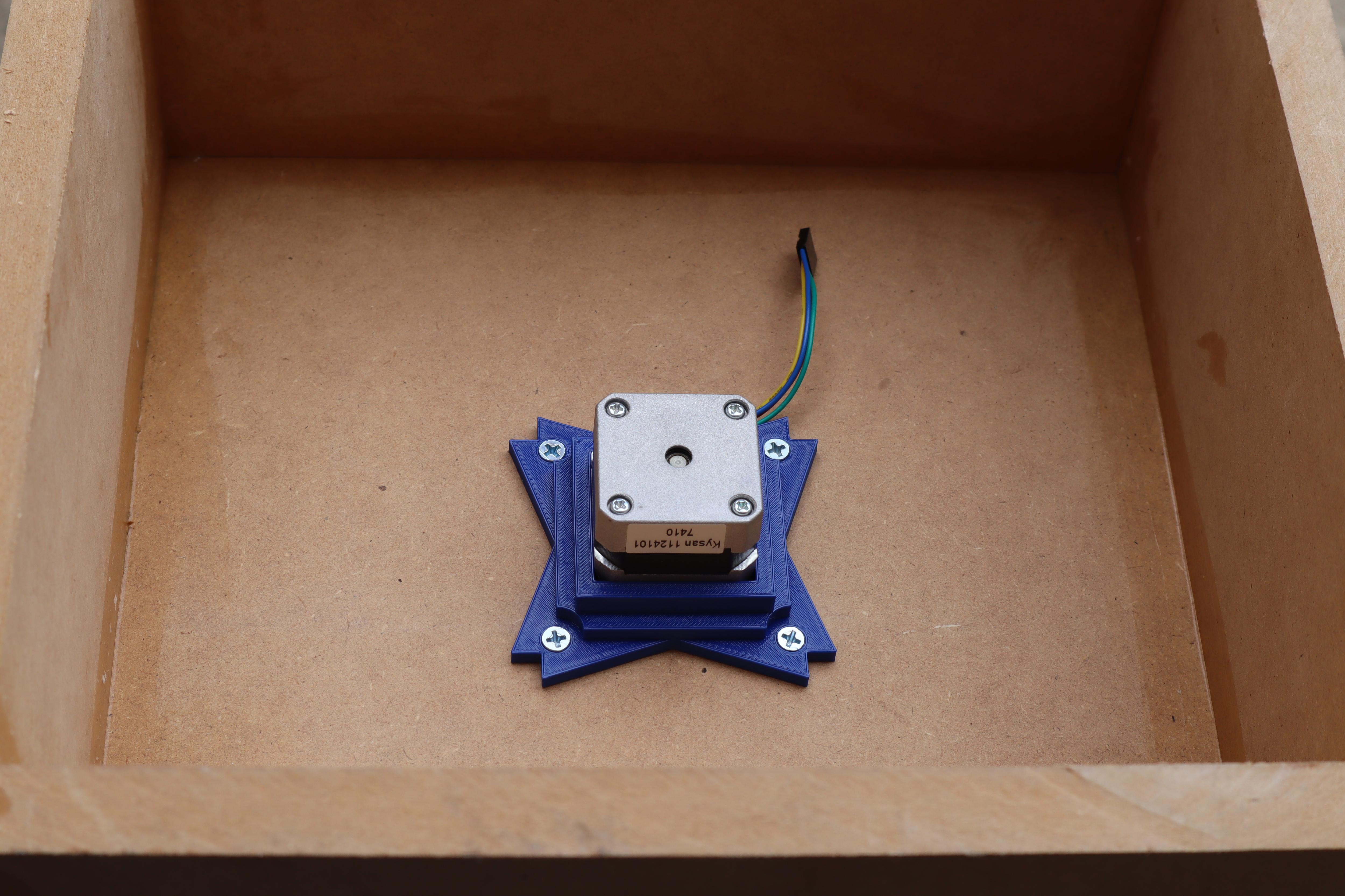 A Simple Rotating Stage for Photography or Display : 15 Steps (with ...