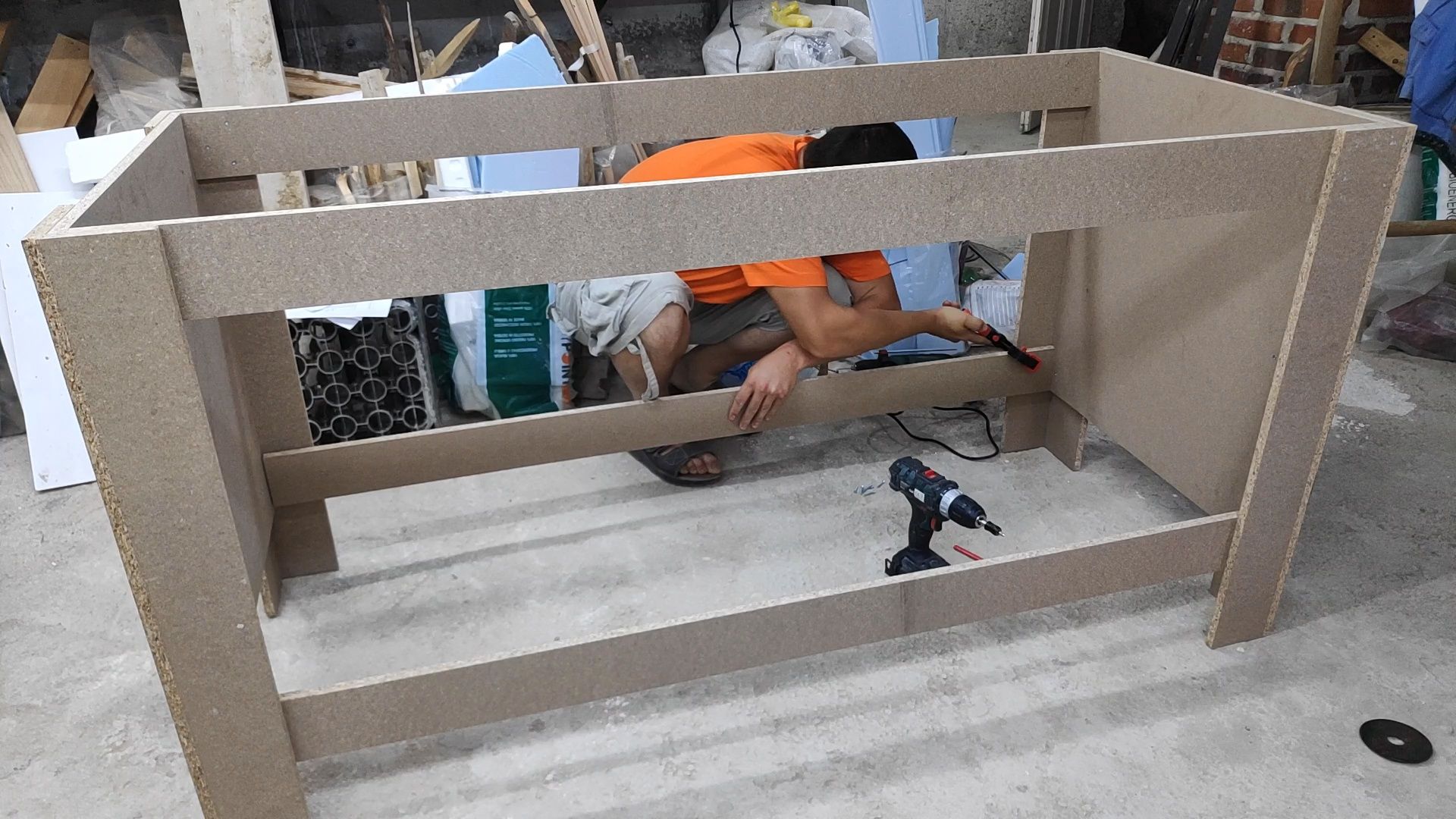 Less Than $50 Particleboard Workbench : 9 Steps (with Pictures ...
