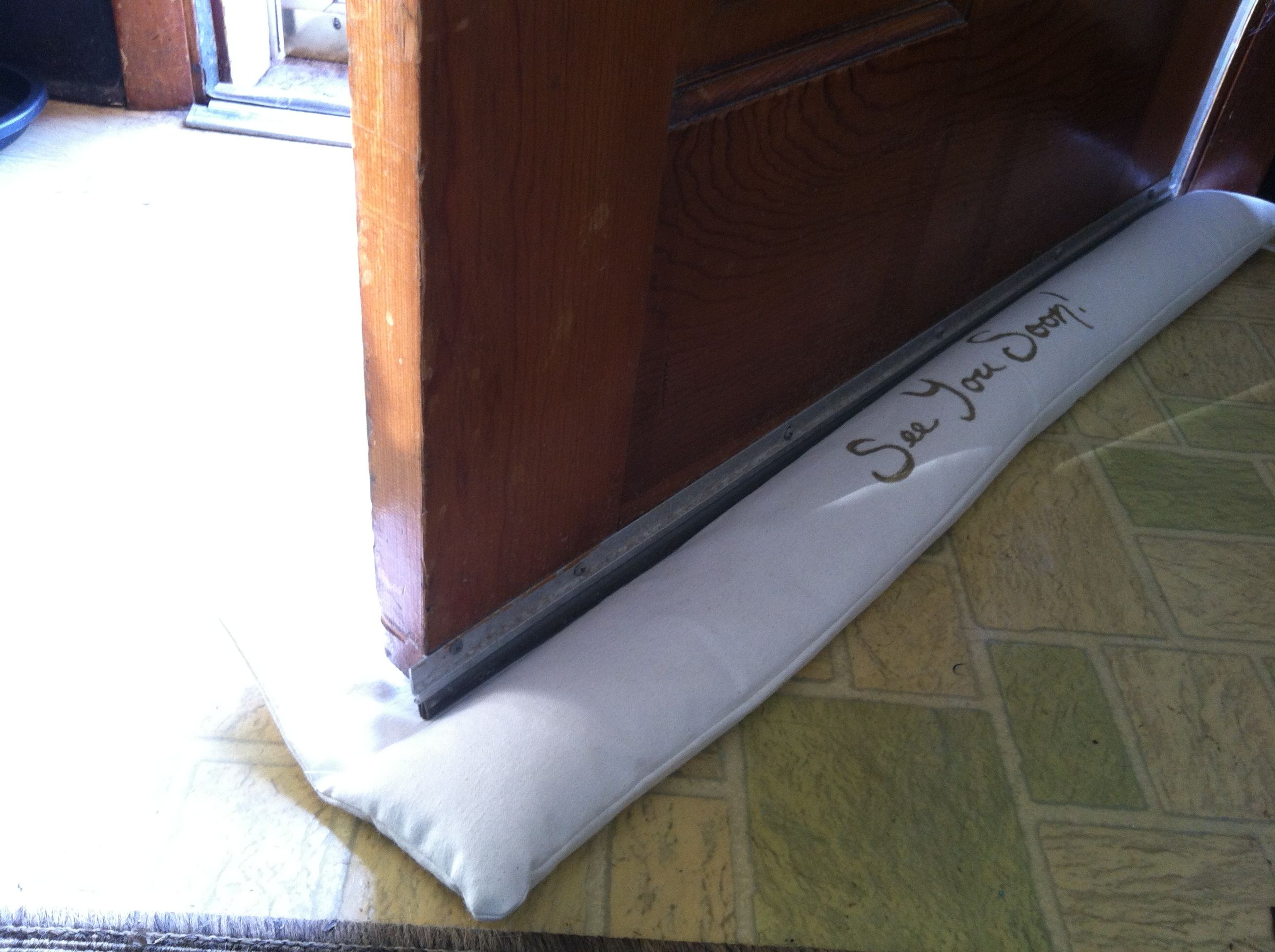 Draft Stopper for Drafty Doors : 7 Steps (with Pictures) - Instructables