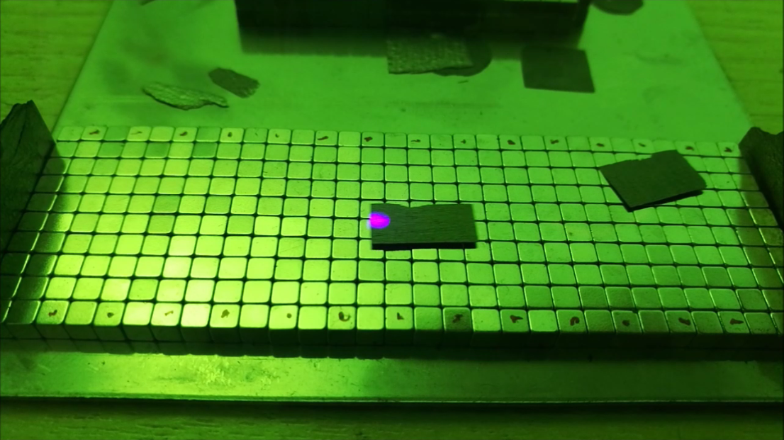 Laser Motion Control of Levitating Graphite : 4 Steps (with Pictures ...