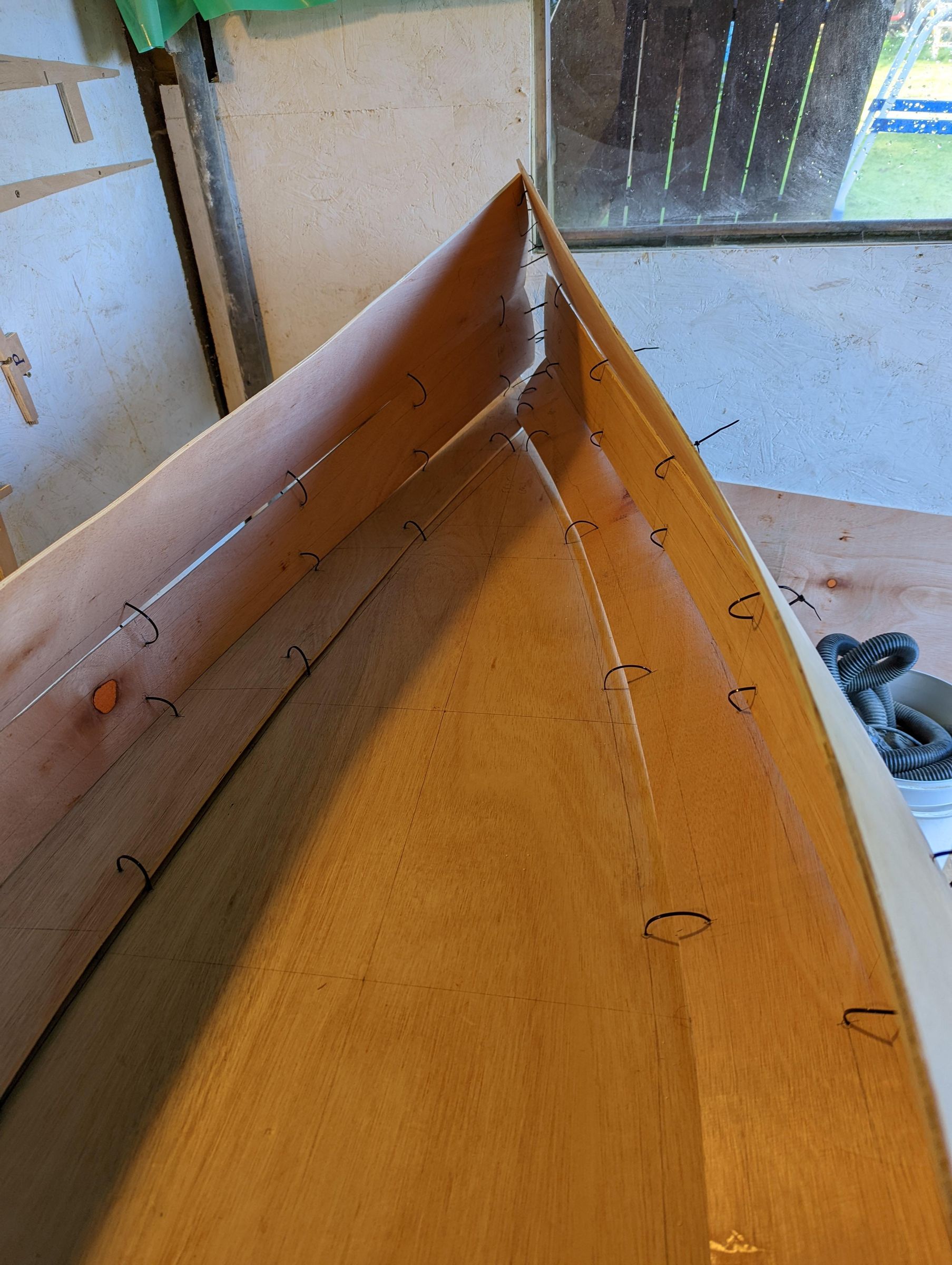 Stitch and Glue Canoe With Cedar Strip Top : 10 Steps (with Pictures ...